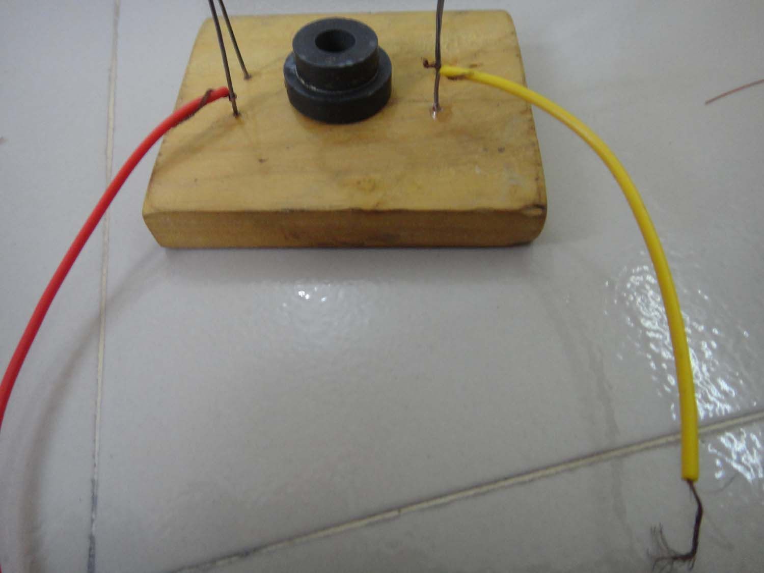 Make a Motor Very Easily : 11 Steps (with Pictures) - Instructables