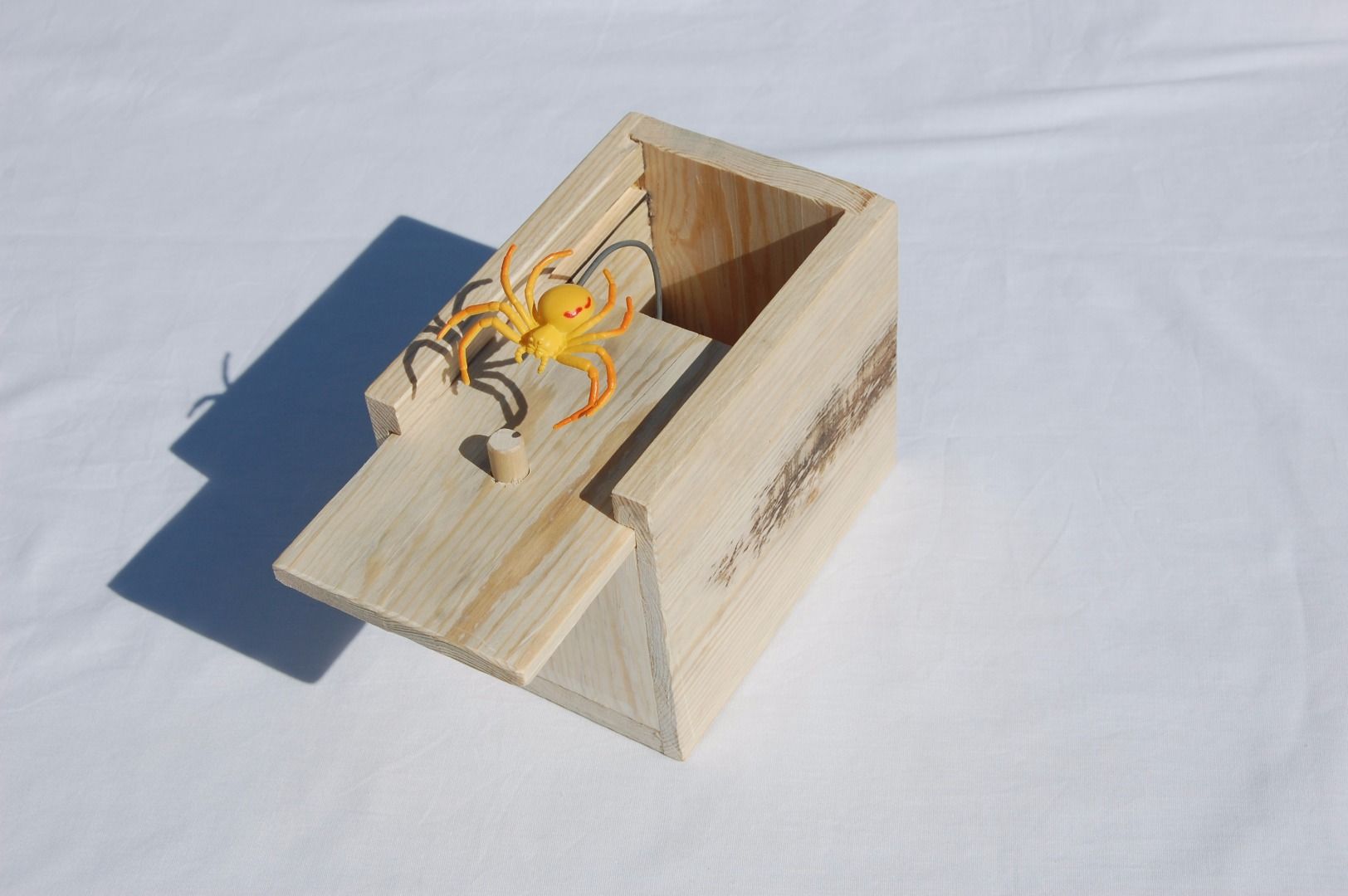 Spider Box : 11 Steps (with Pictures) - Instructables