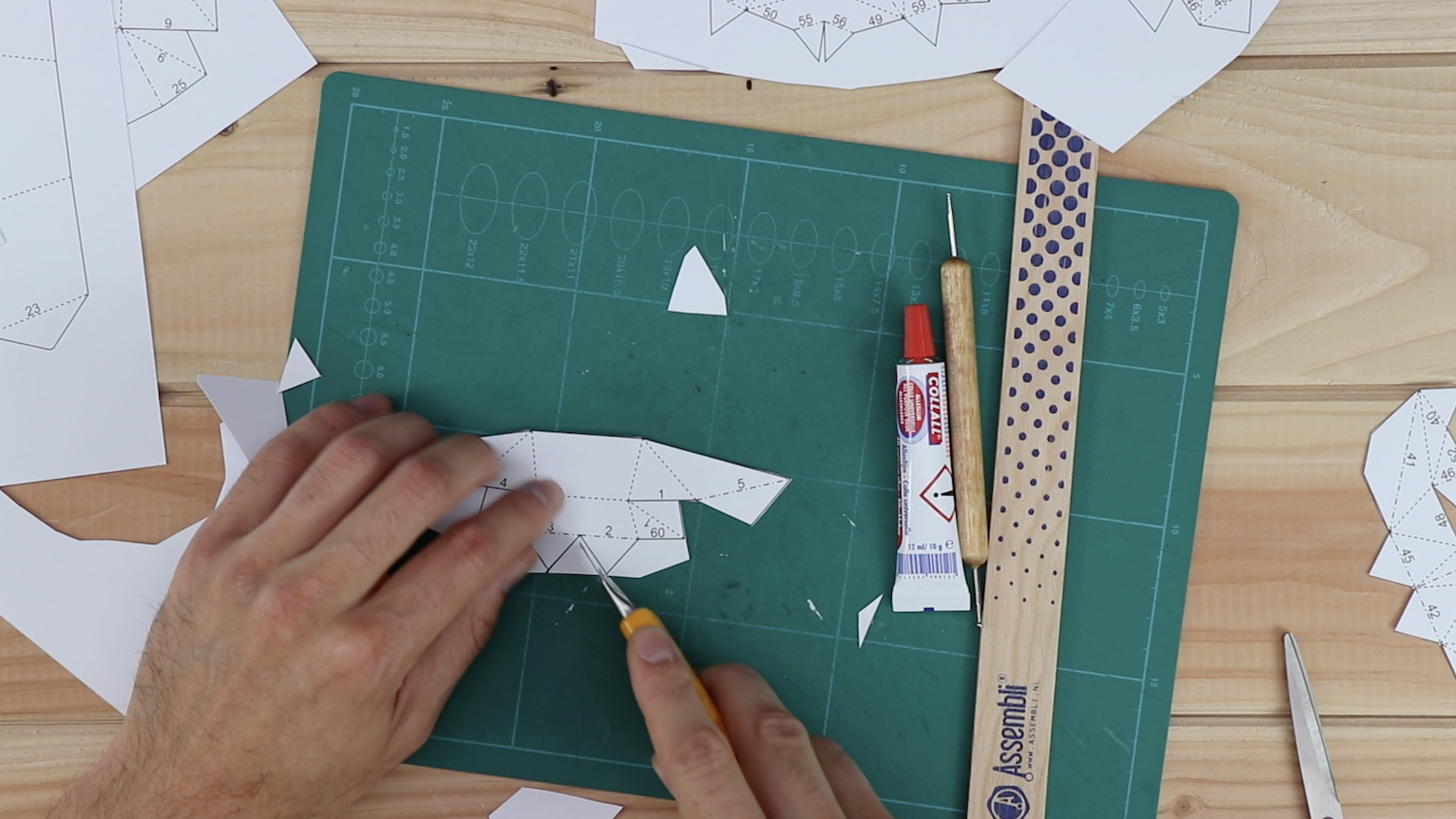 Papercraft Squid Game Frontman Mask for Halloween : 9 Steps (with ...