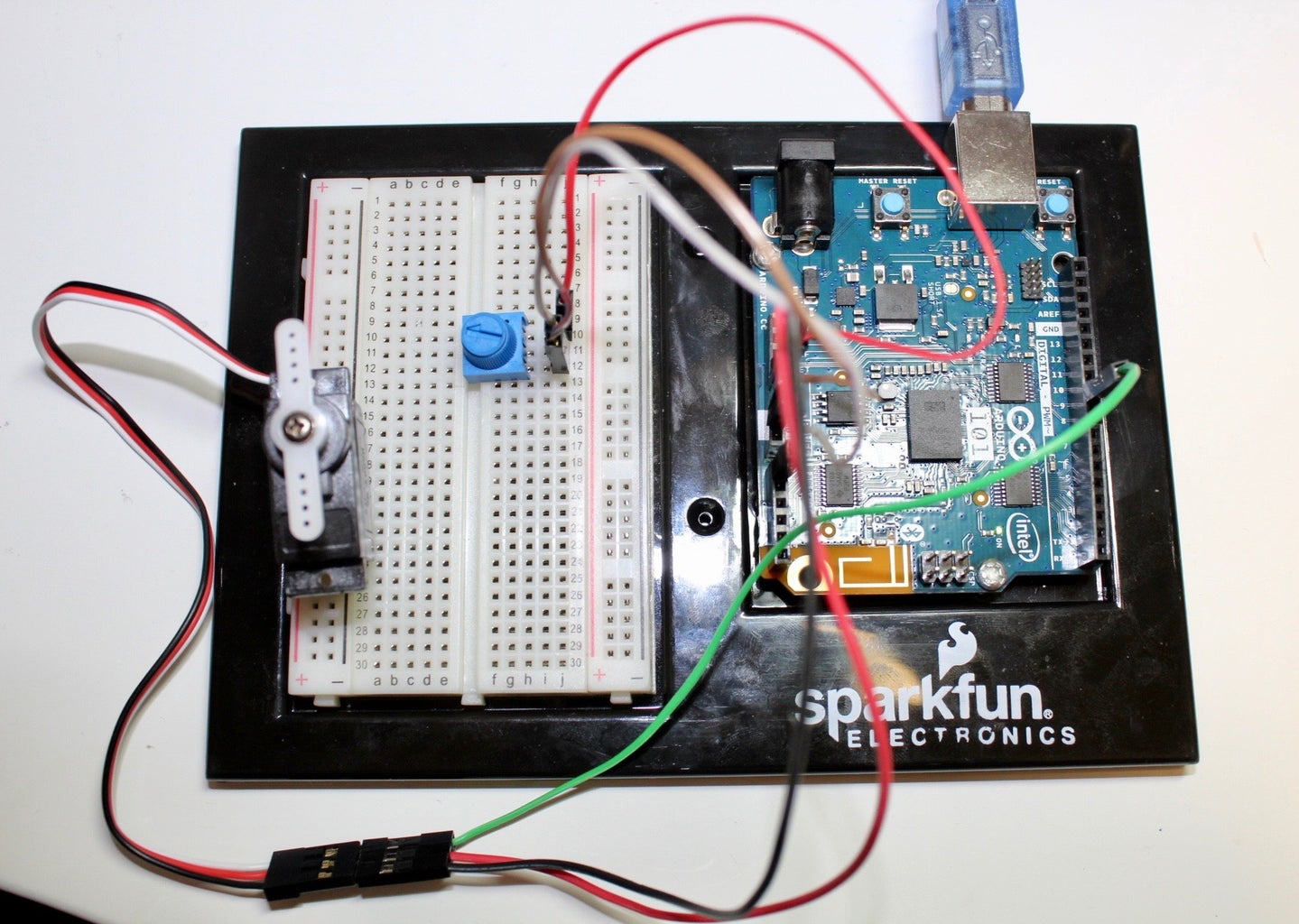 Potentiometer Controlled Servo 4 Steps With Pictures Instructables