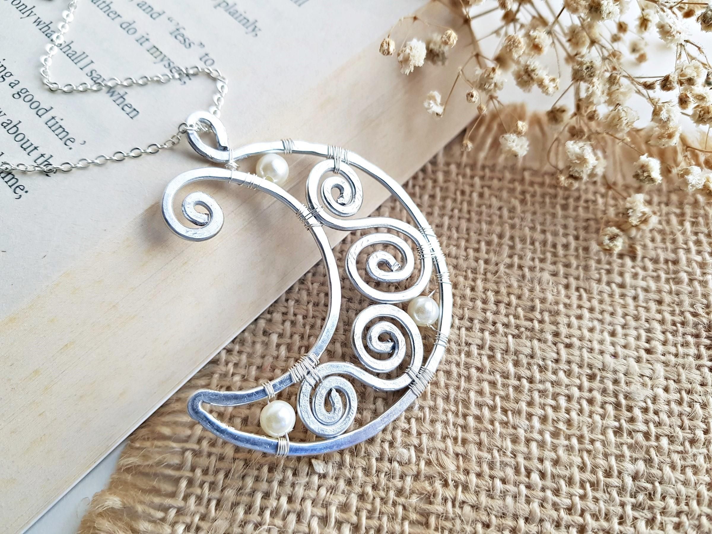 DIY Wire Wrapped Crescent Moon Pendant : 7 Steps (with Pictures ...