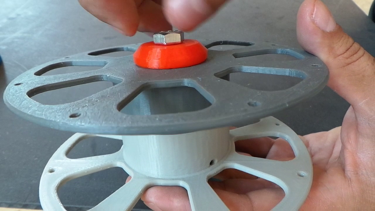 3D-printable Split Filament Spool With Threaded Joint : 10 Steps ...