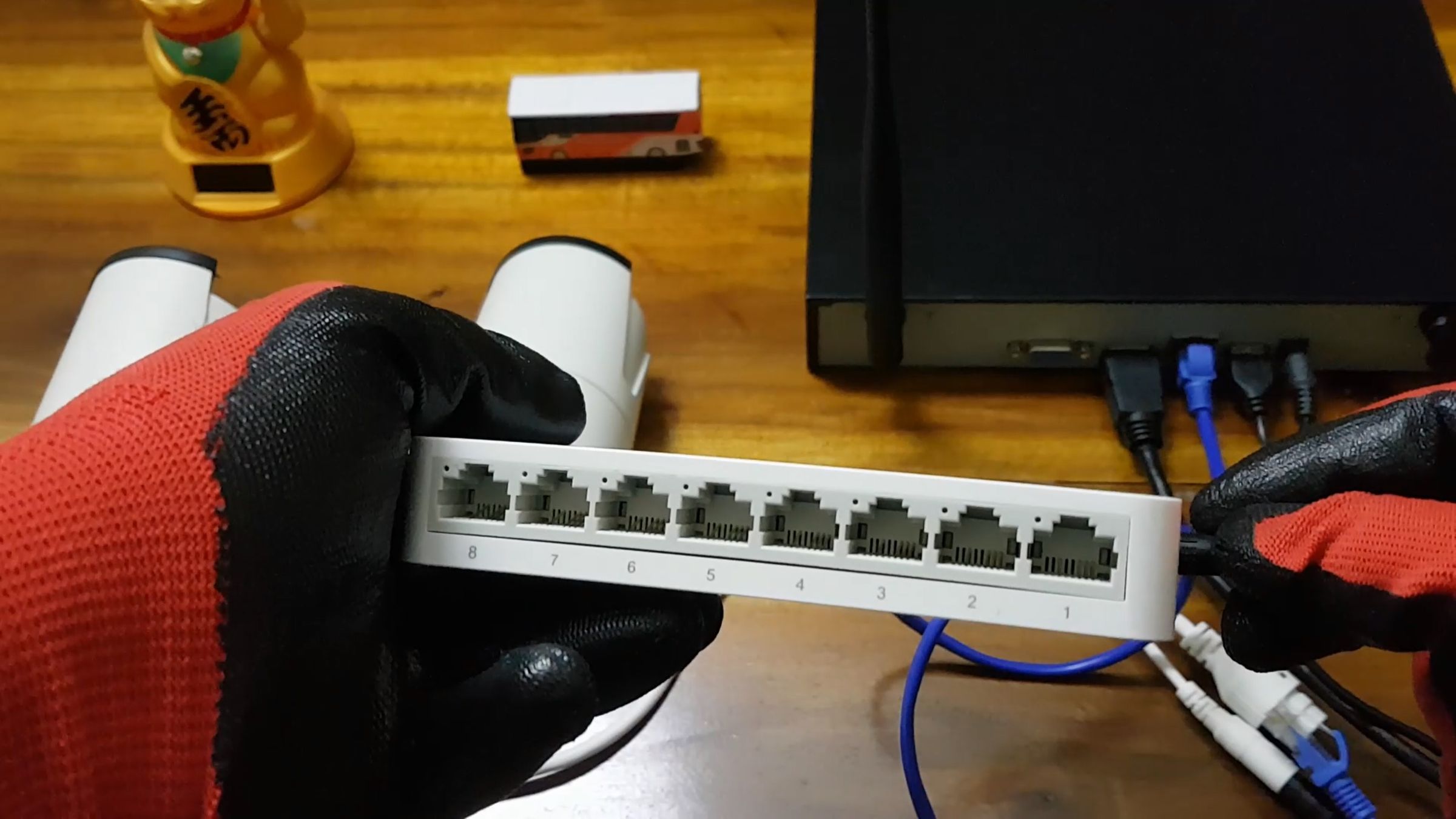 How to Extend NVR Signal (IP Cam Repeater, Network Switch and WiFi ...