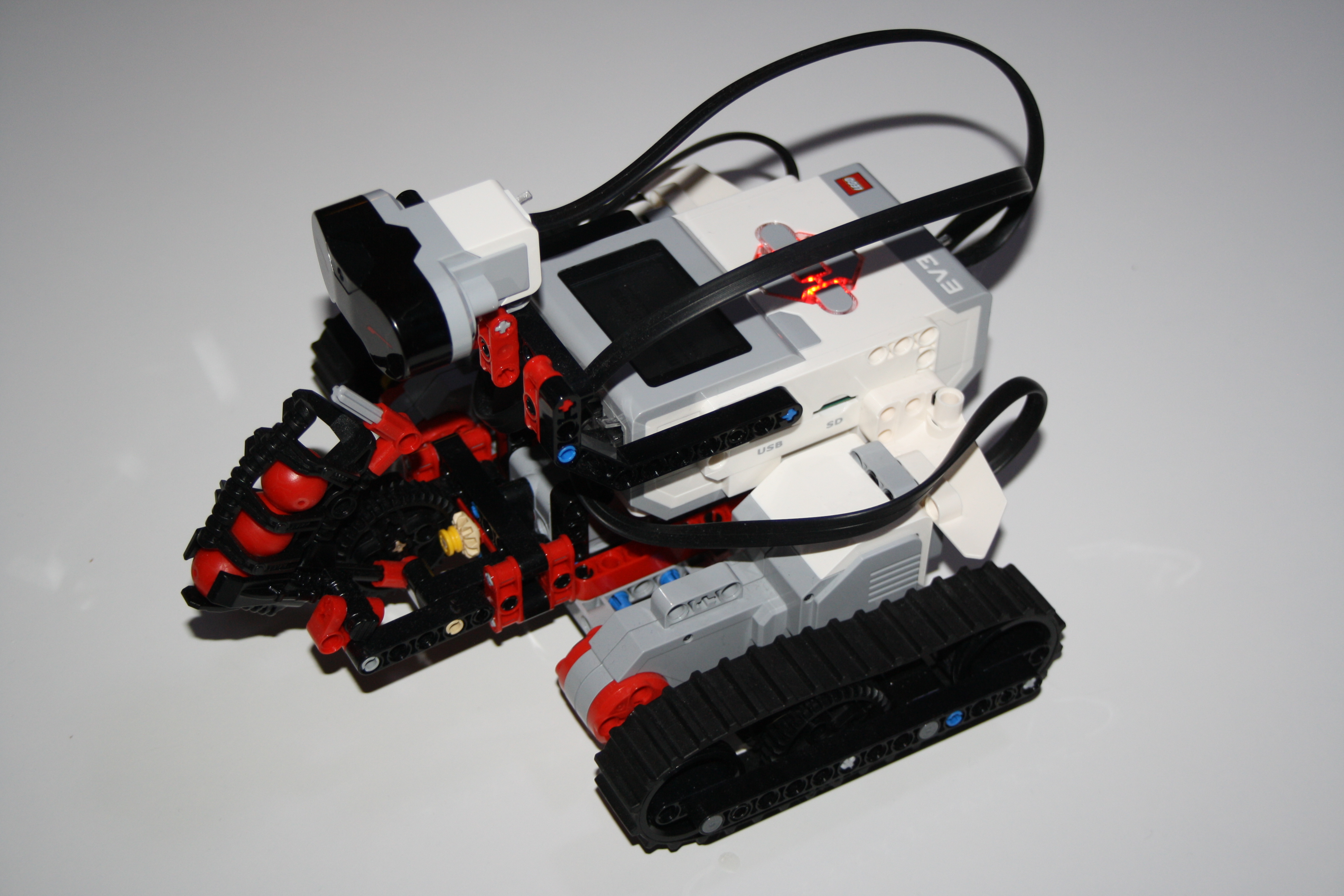 Lego Ev3 Build for Learning Programing and Robotics : 9 Steps ...