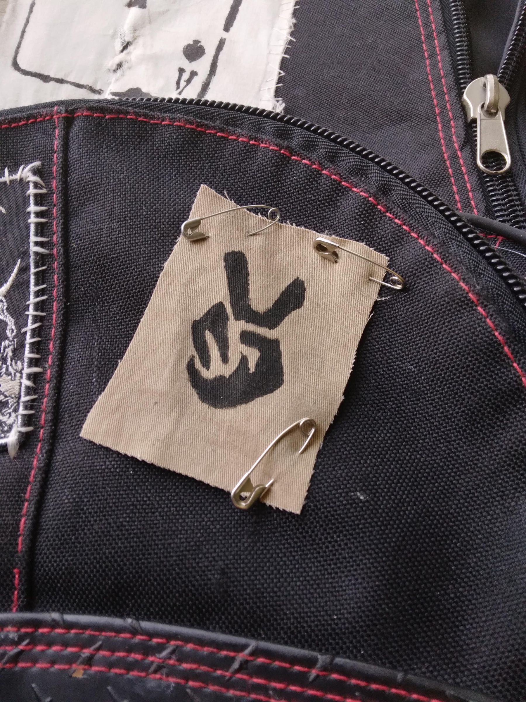 How to Make a Punk Rock Patch!! : 8 Steps - Instructables