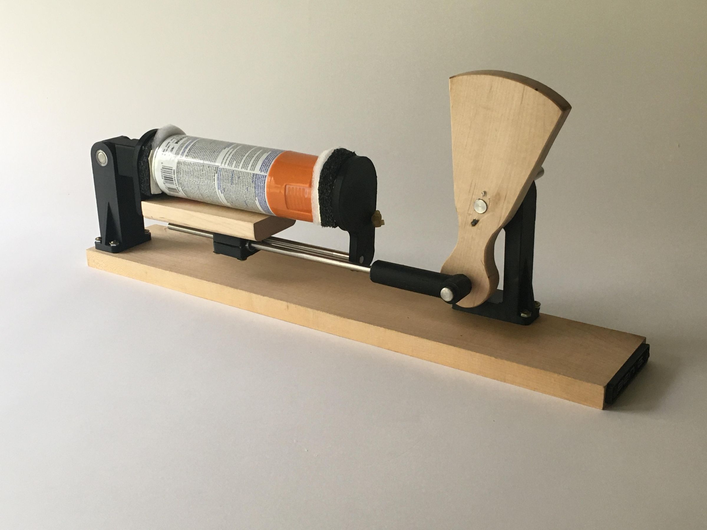 DRILL-POWERED SPRAYPAINT CAN SHAKER : 4 Steps (with Pictures ...