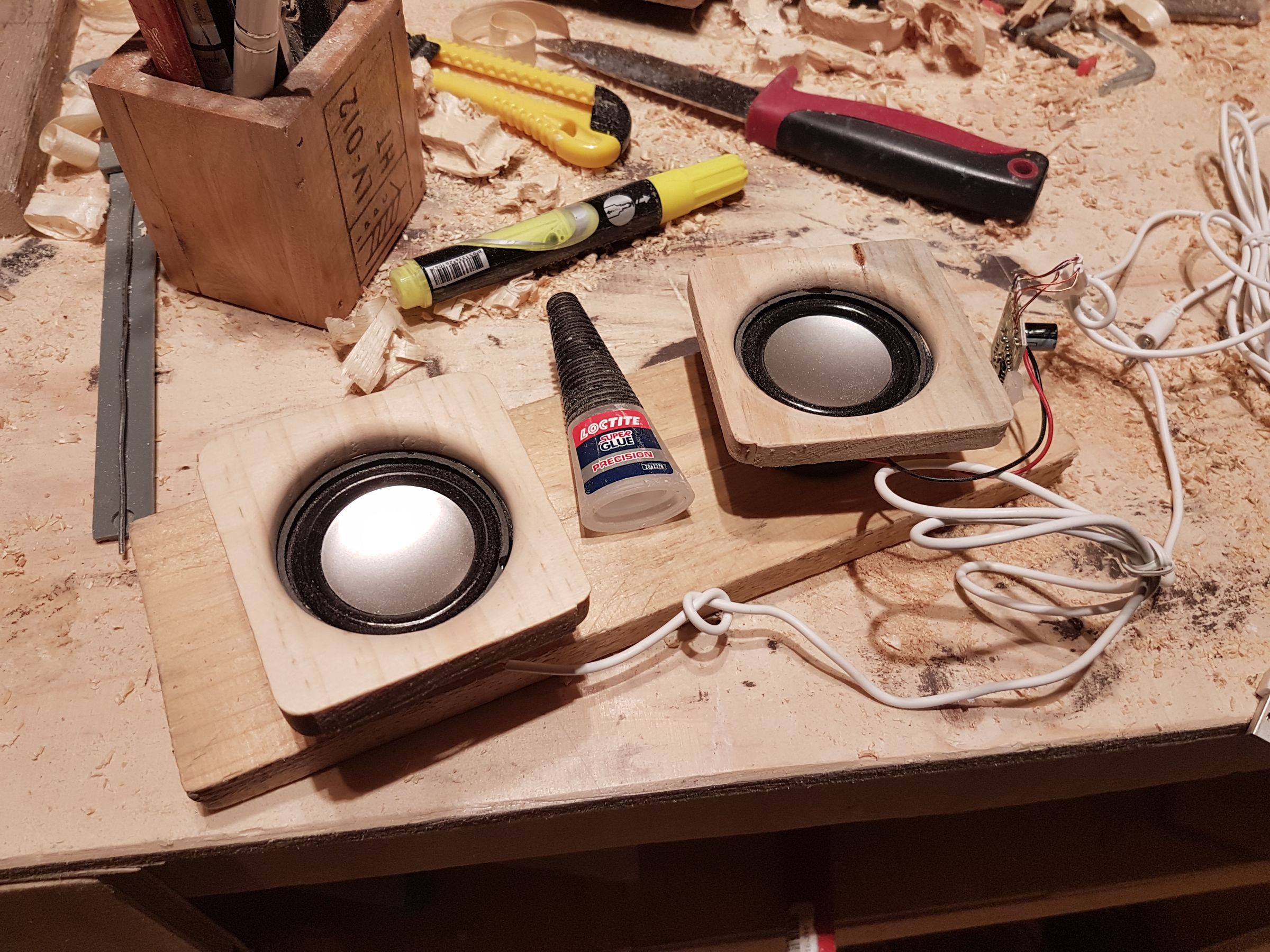 Pallet Wood Mini Speakers : 8 Steps (with Pictures) - Instructables