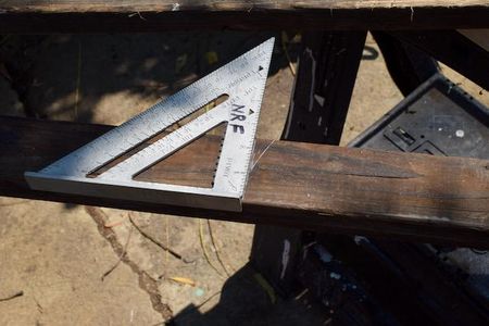 Foldable Saw Horse : 8 Steps - Instructables