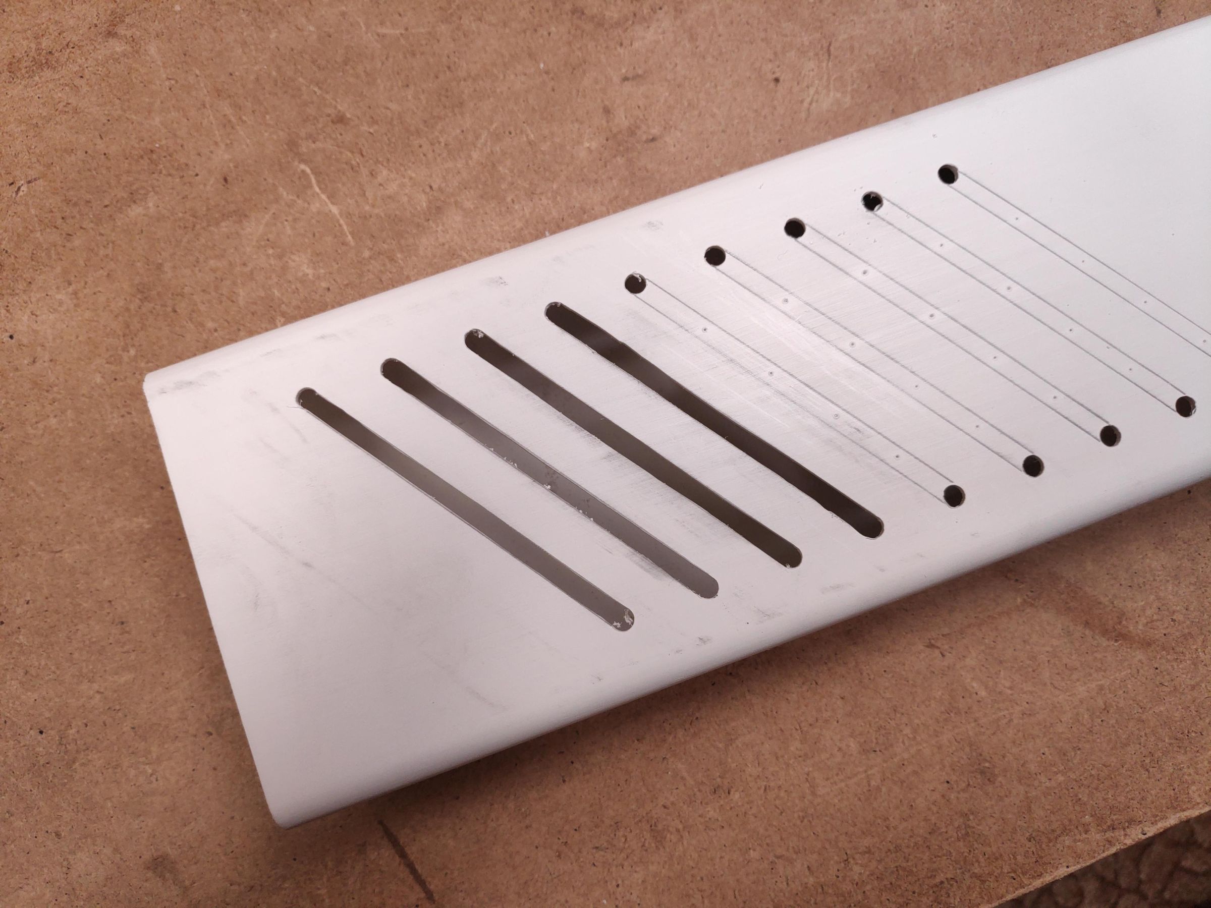 Modern Brushed-Aluminum-Look Tower Lamp (Basic Tools) : 12 Steps (with ...