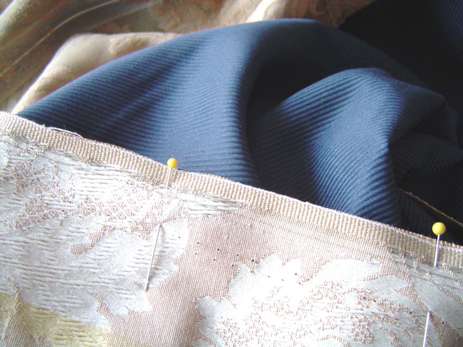 Blue Velvet Bog Coat : 19 Steps (with Pictures) - Instructables