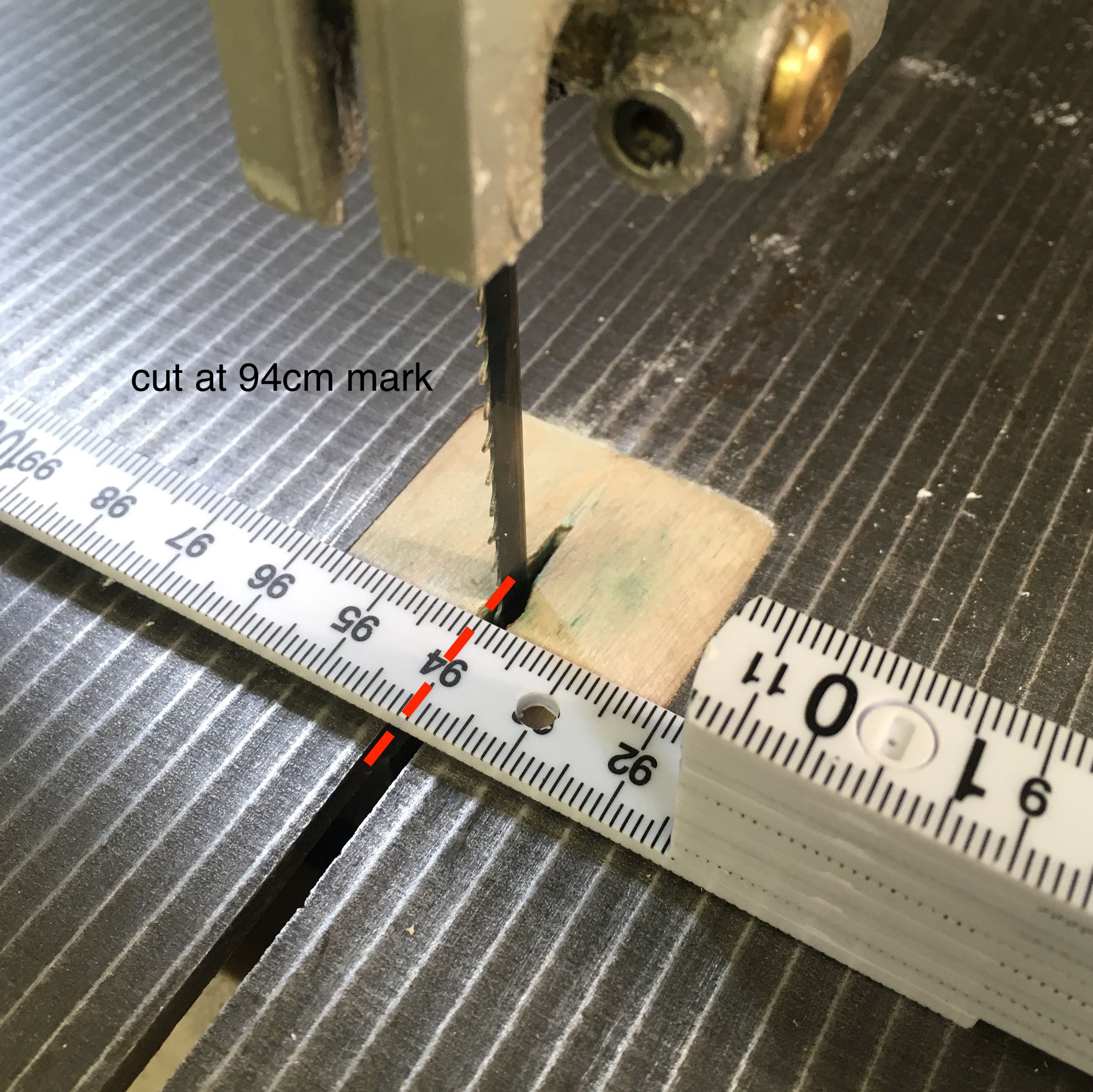 DIY Tripod for Smartphone (iPhone SE) : 17 Steps (with Pictures ...