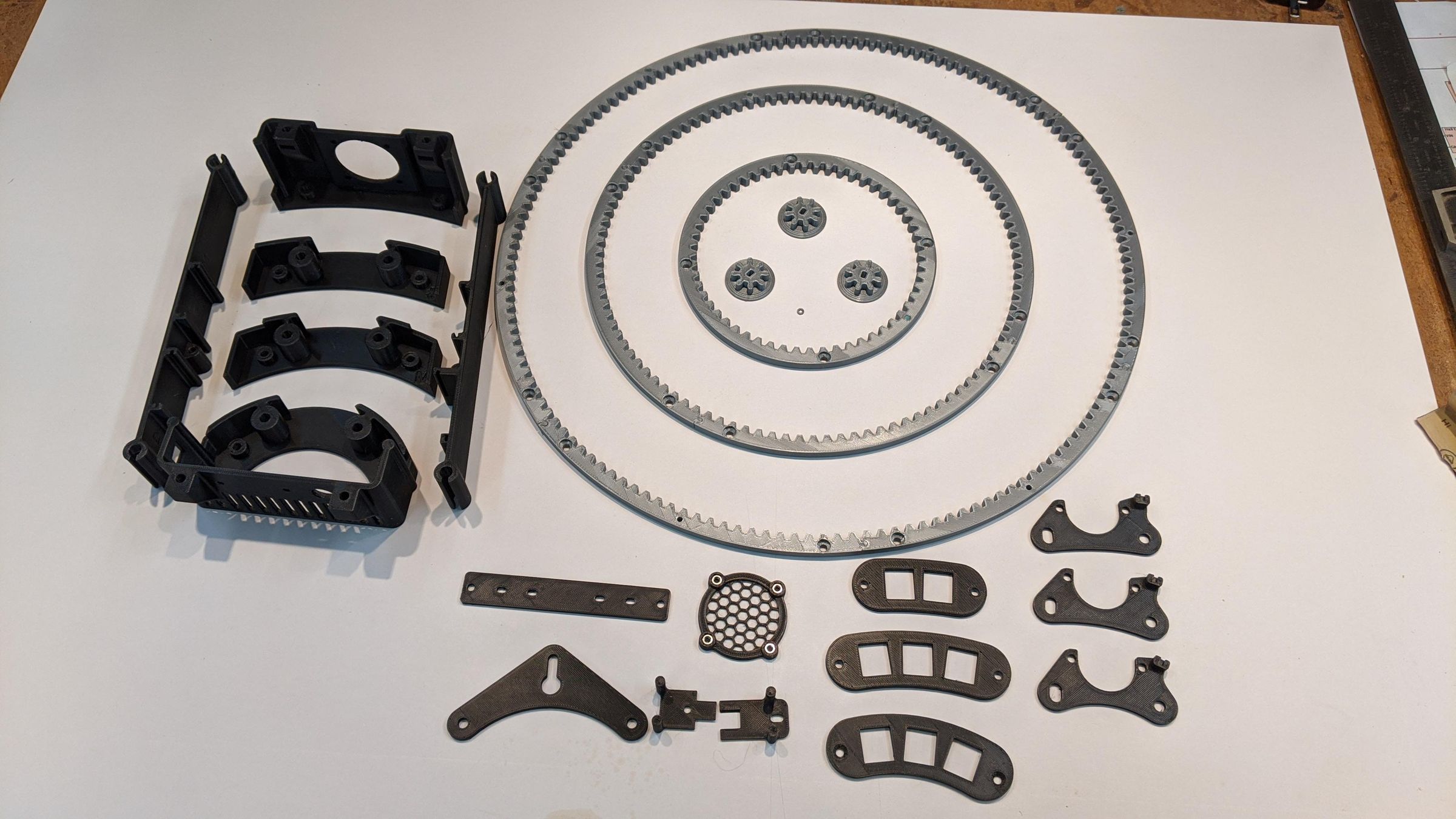 Cryptic Auto-Calendar : 9 Steps (with Pictures) - Instructables
