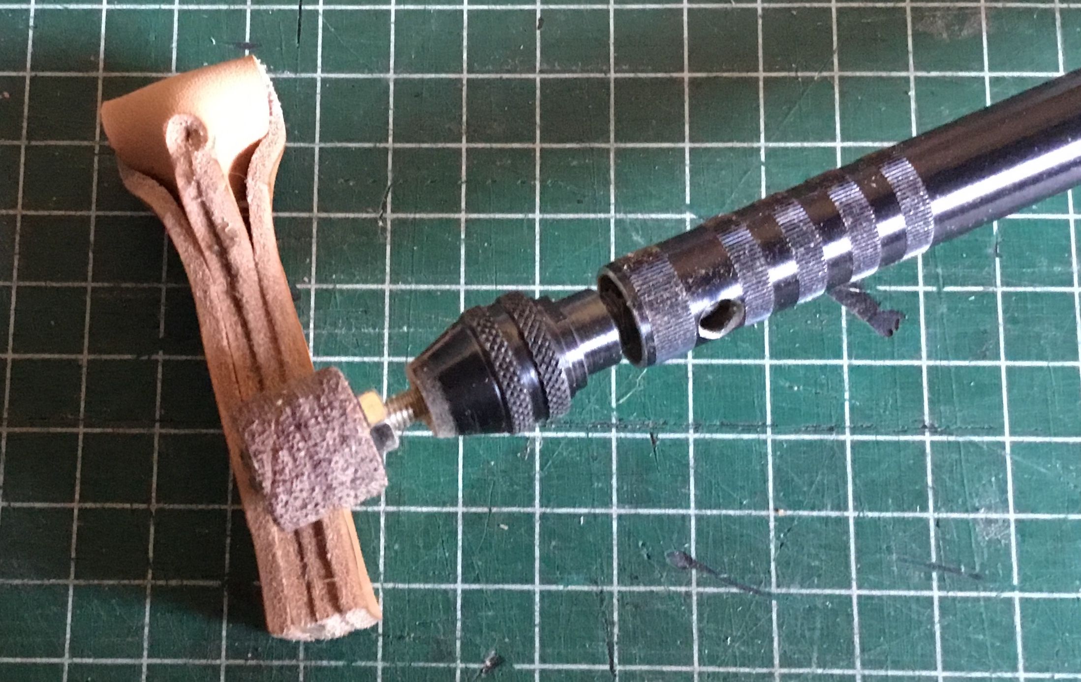 Leather Keyholder : 4 Steps (with Pictures) - Instructables