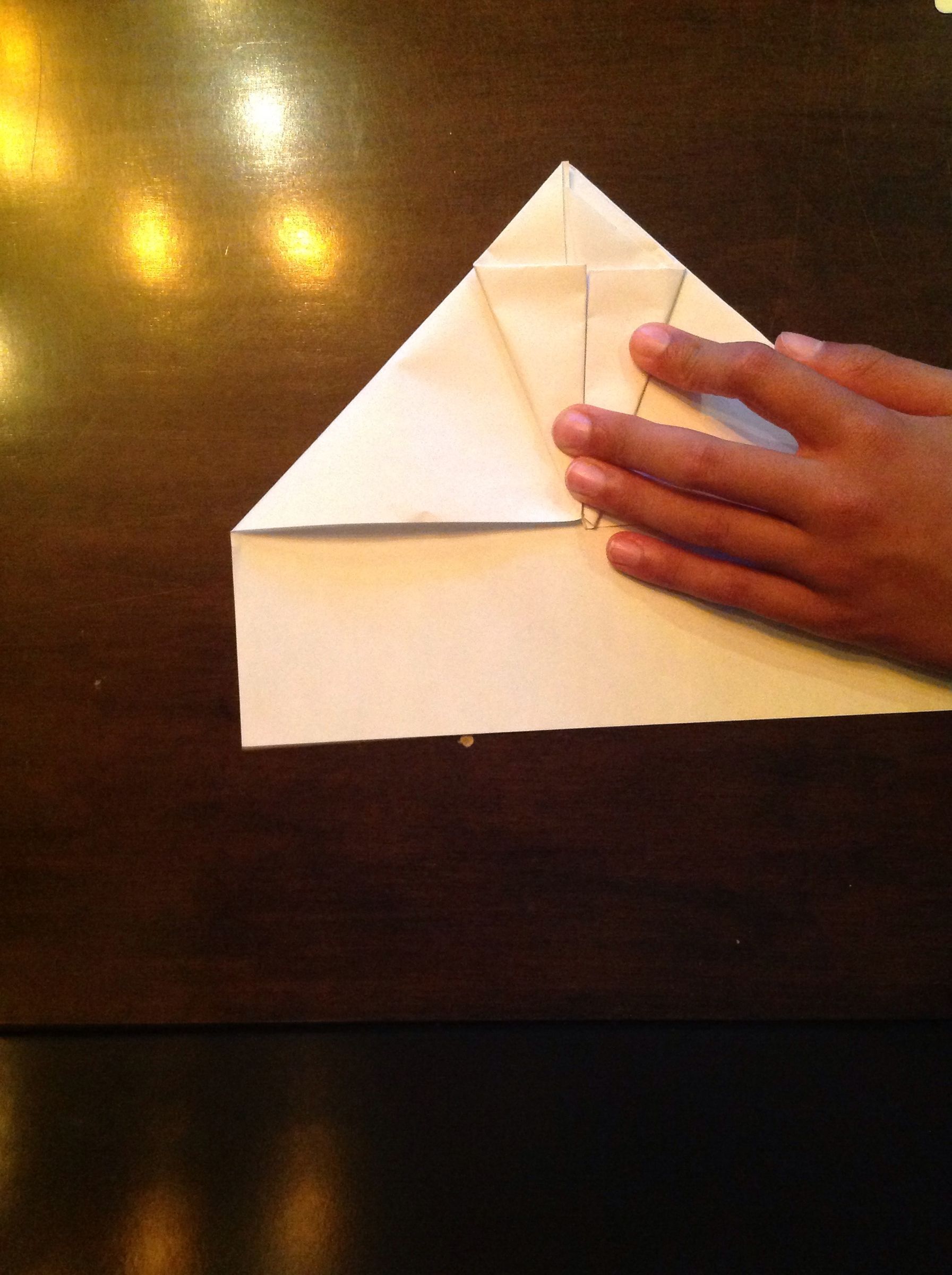 Advanced Paper Airplane : 20 Steps - Instructables
