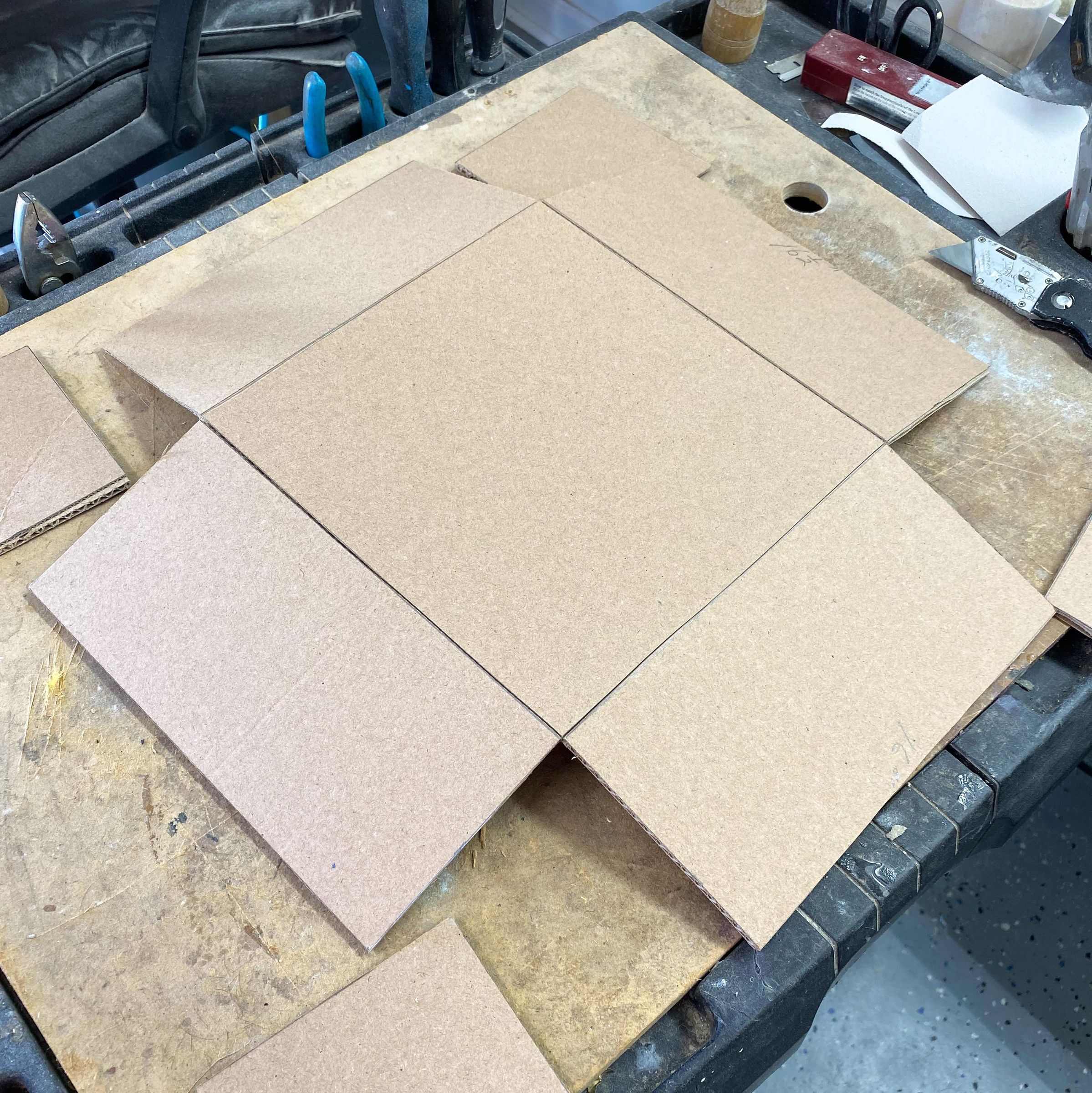 Cement Shadow Box Made Using PVC Pipe and Cardboard : 6 Steps (with ...