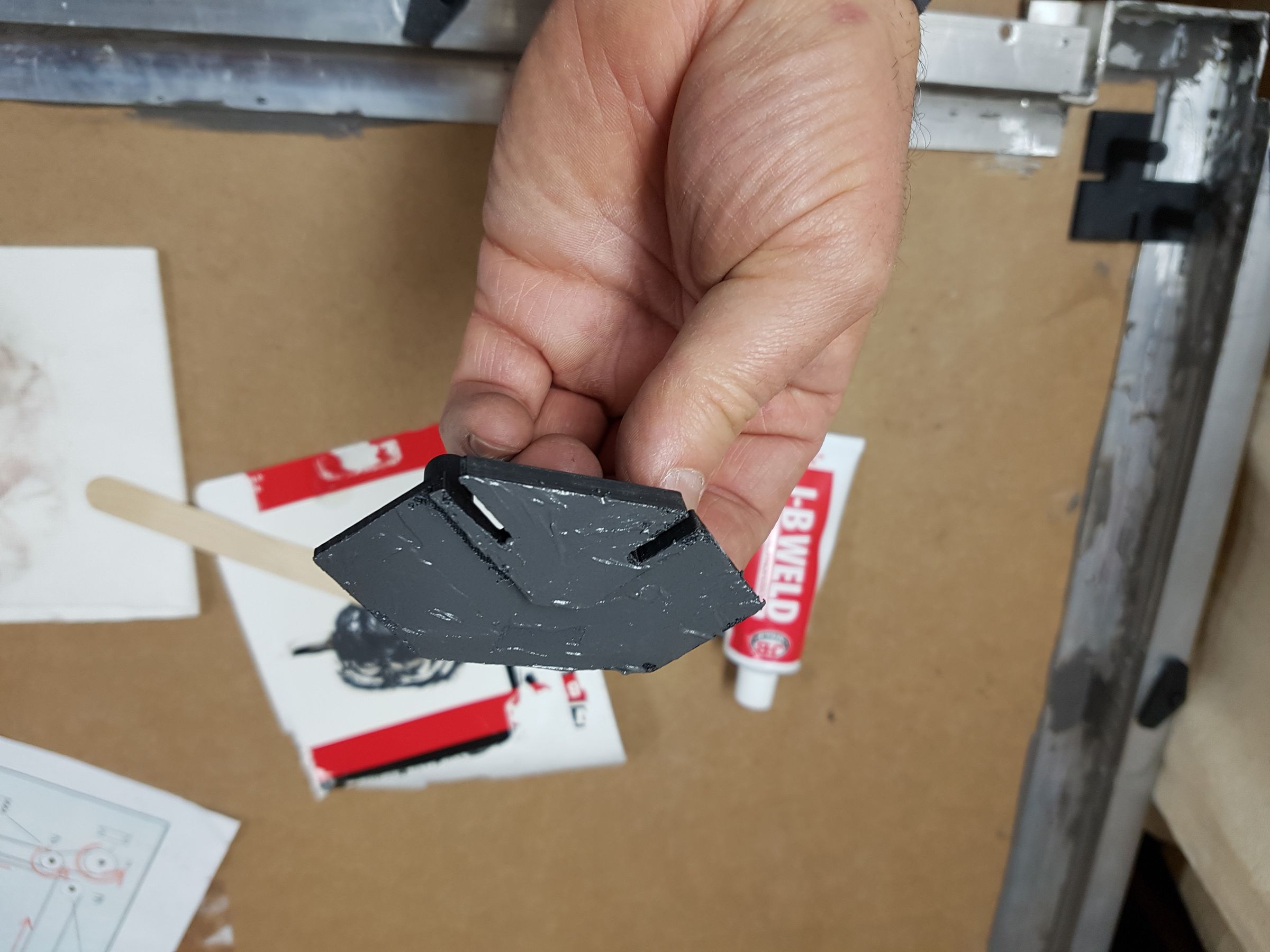 Giant Etch a Sketch : 14 Steps (with Pictures) - Instructables