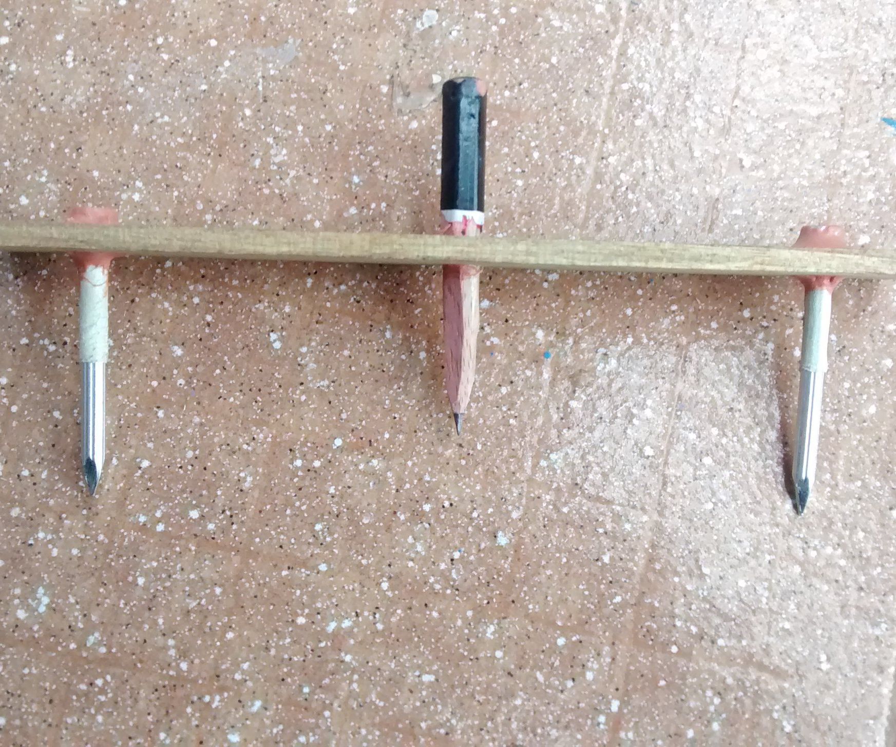 Carpenters Center Finder : 4 Steps (with Pictures) - Instructables