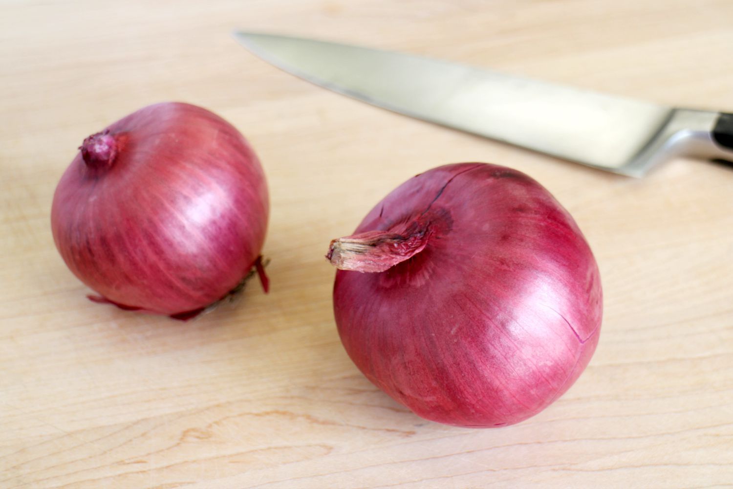 How to Take the Bite Out of Onions : 3 Steps (with Pictures ...