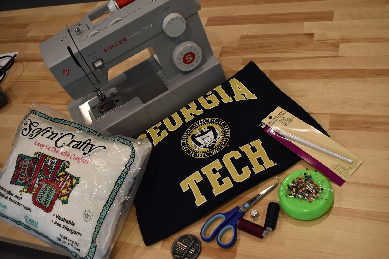 Up-cycled Sweatshirt Pillow : 6 Steps (with Pictures) - Instructables