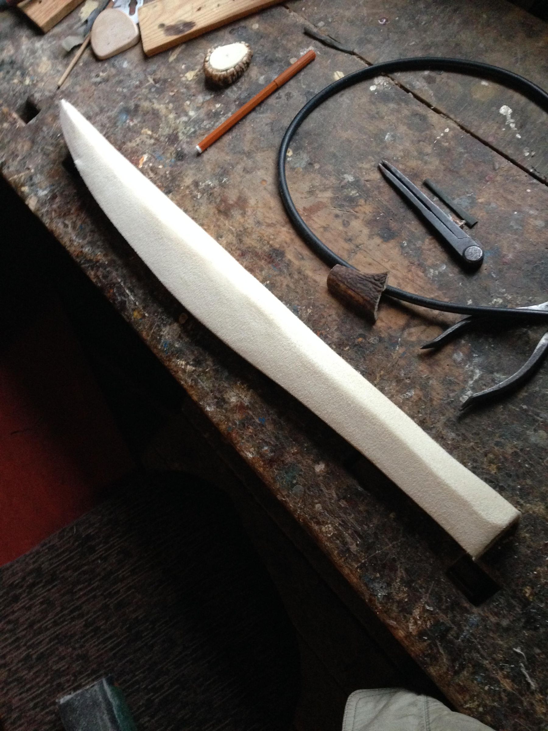 Prop Sword From the Hobbit : 17 Steps (with Pictures) - Instructables