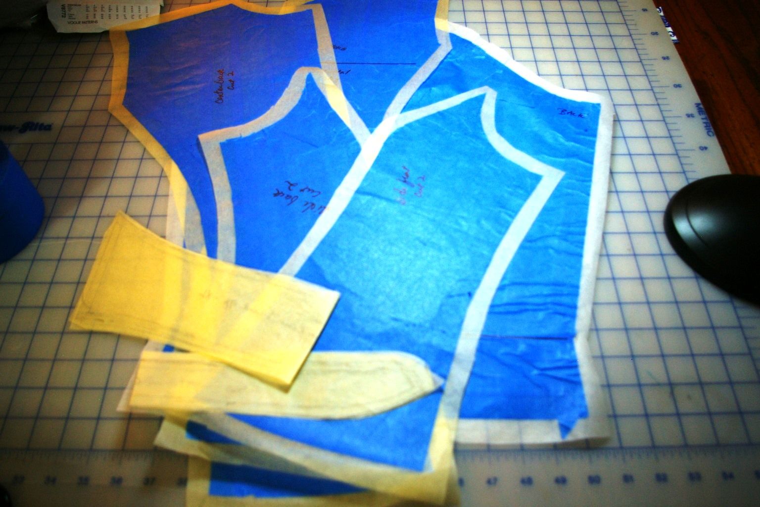 How to Copy a Garment That Fits Perfectly Without Taking It Apart : 7 ...