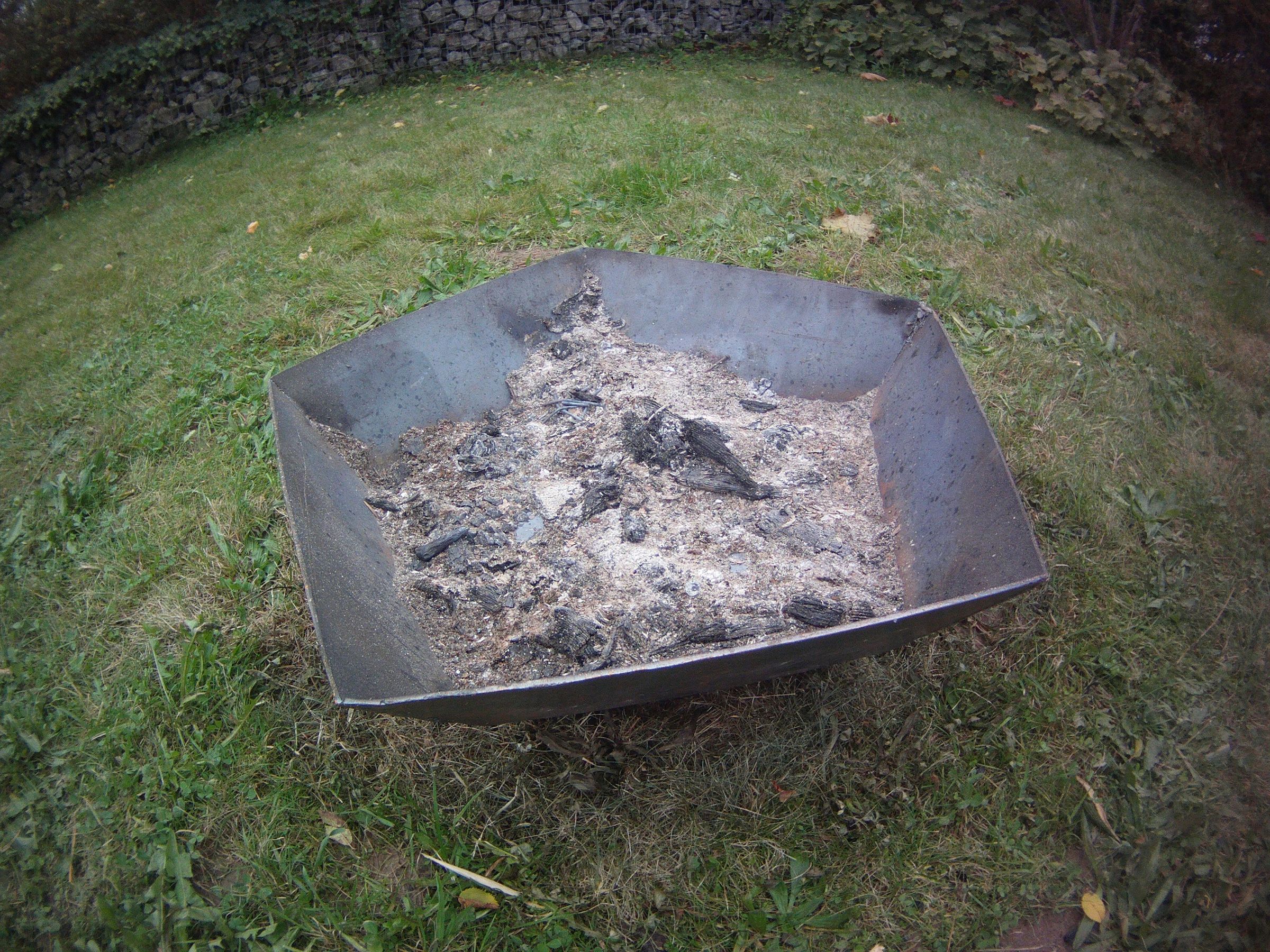 Pentagon Ufo Fire Bowl : 5 Steps (with Pictures) - Instructables