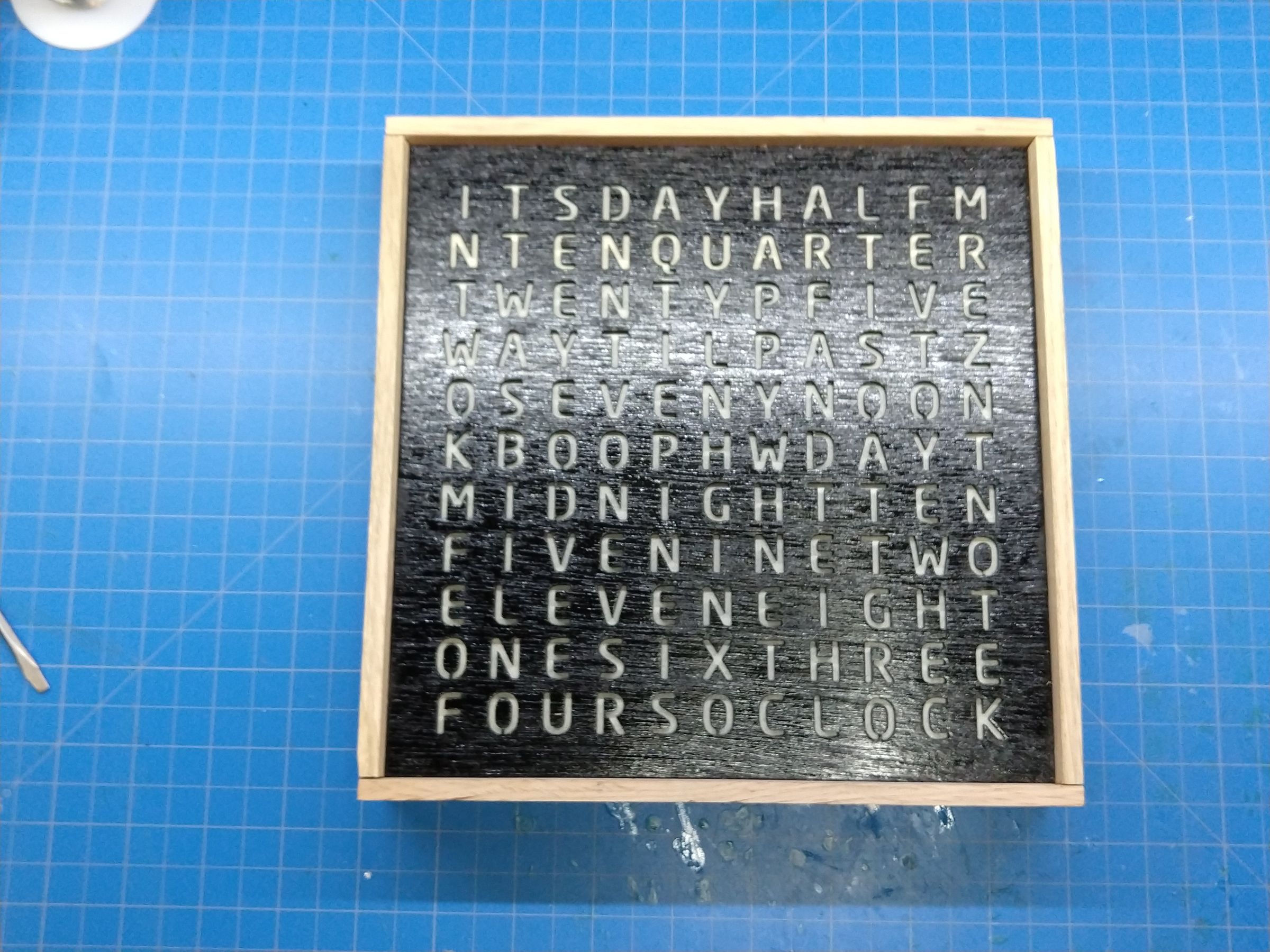 Word Clock : 21 Steps (with Pictures) - Instructables