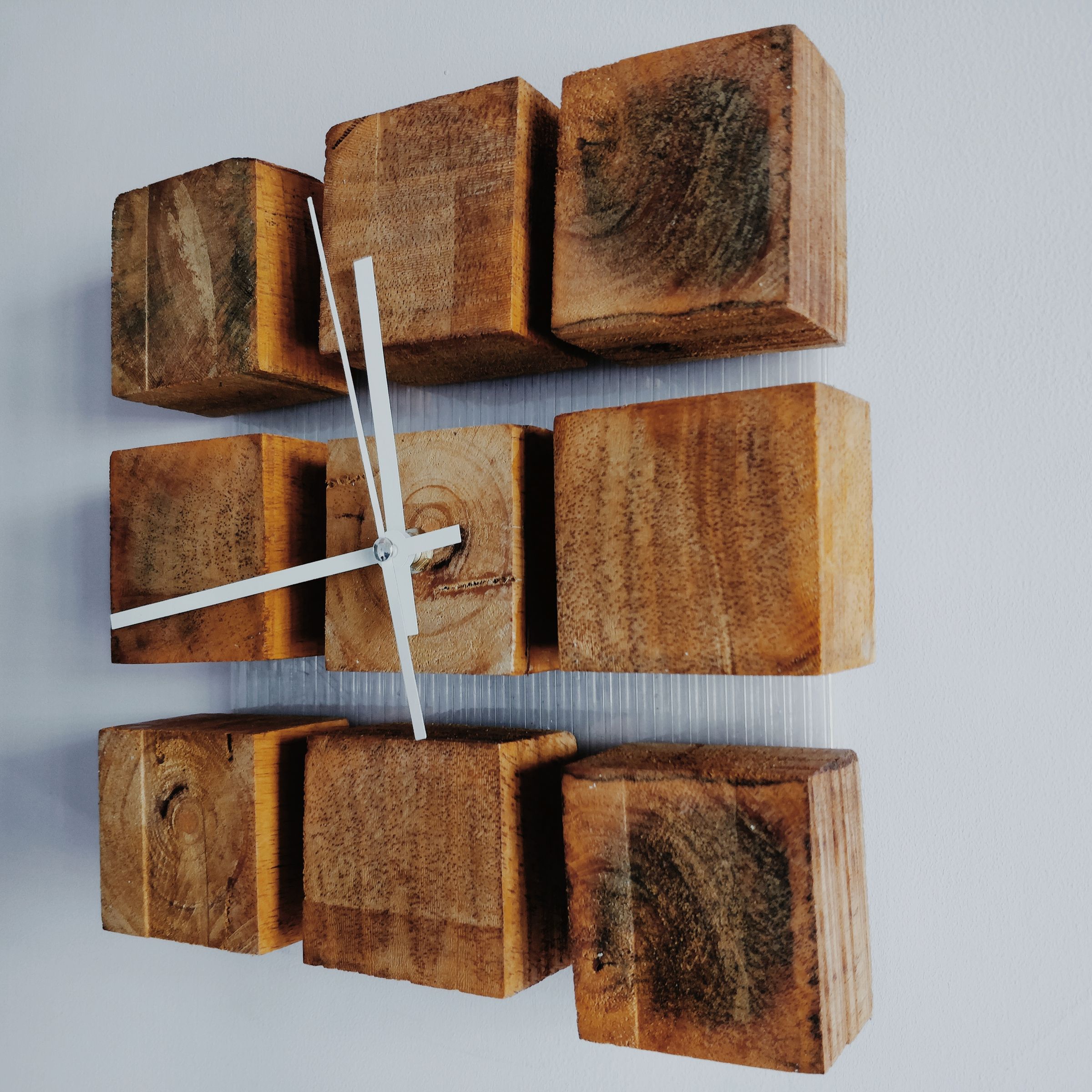 A Clock From Pallet Wood Blocks : 7 Steps (with Pictures) - Instructables