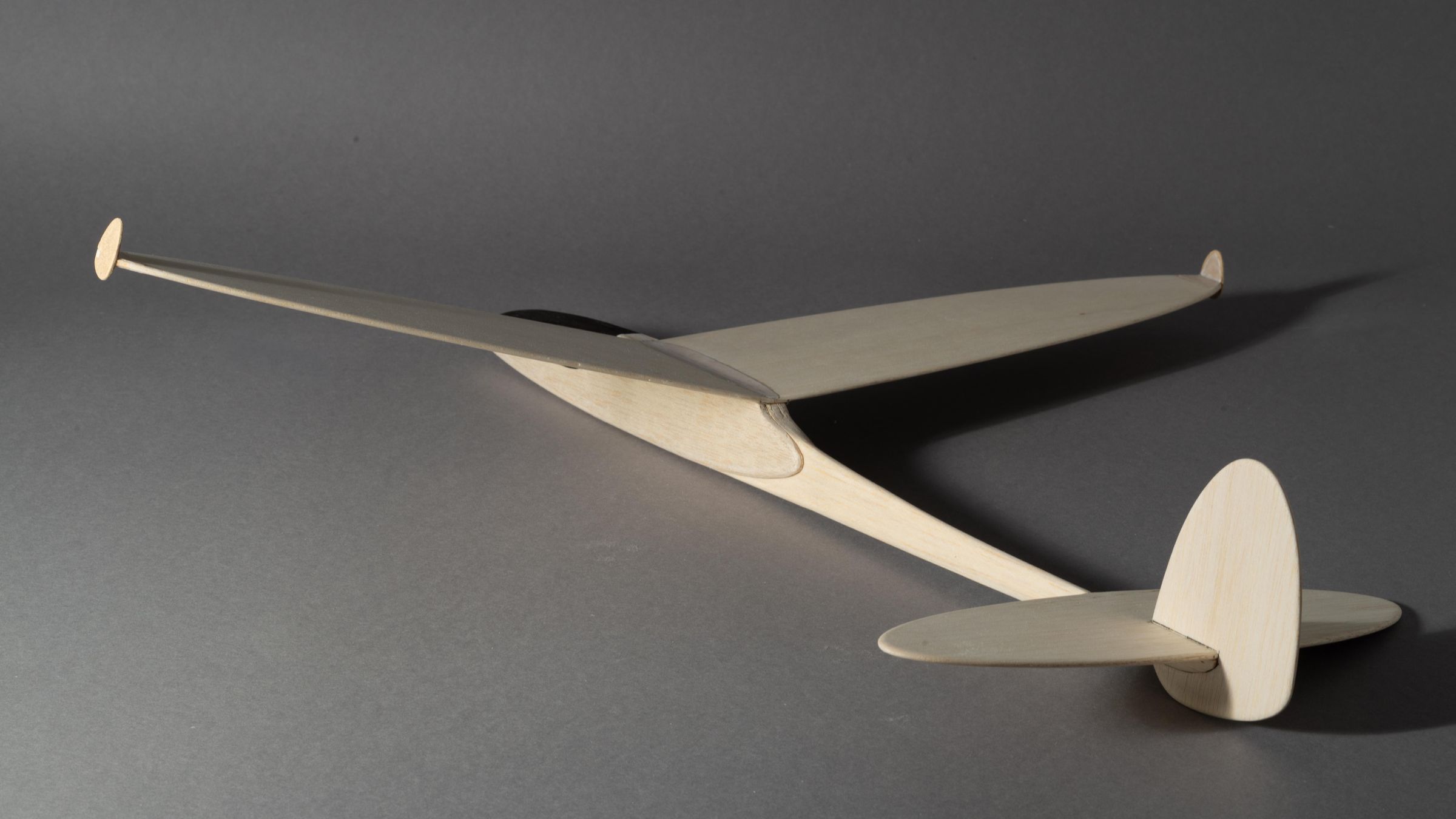 D-LBFG Discus Launch Balsa Free Flight Glider : 24 Steps (with Pictures ...