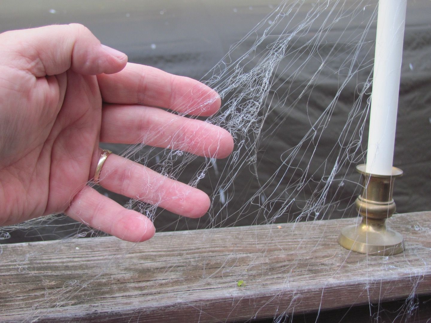Hot Glue Cobwebs (with Pictures) - Instructables