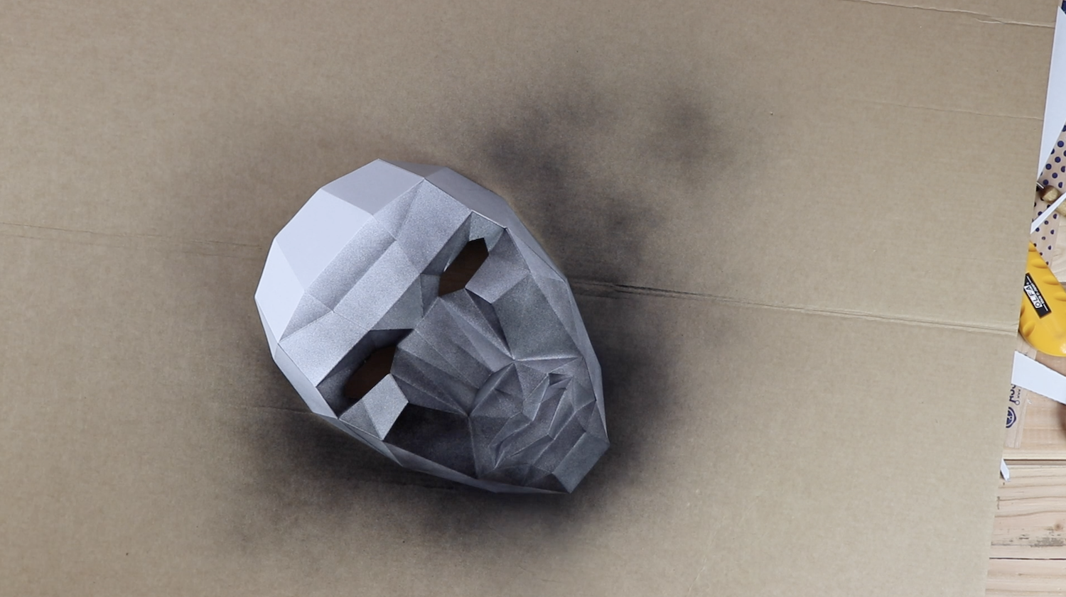 Papercraft Squid Game Frontman Mask for Halloween : 9 Steps (with ...