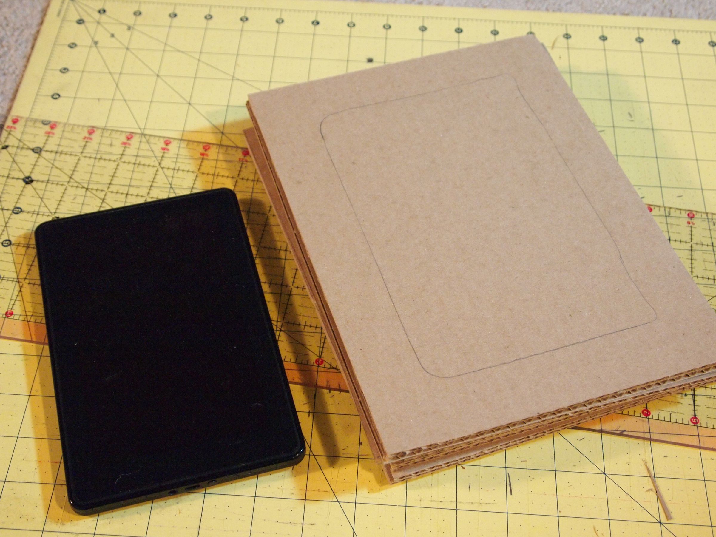 Cardboard Tablet Case With Handle : 5 Steps (with Pictures) - Instructables