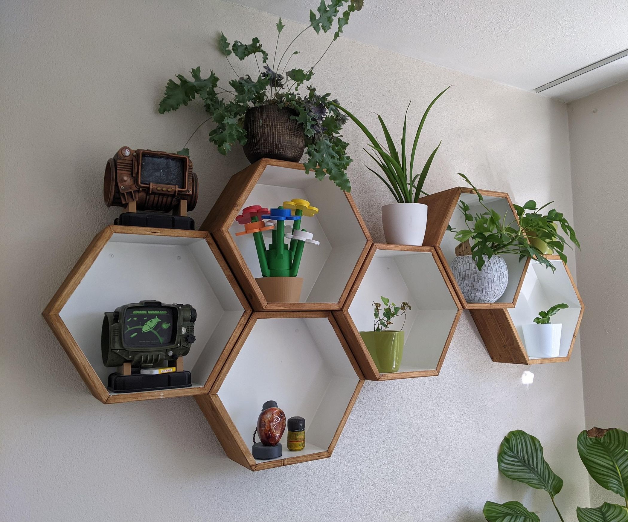 Hexagon Shelf : 10 Steps (with Pictures) - Instructables