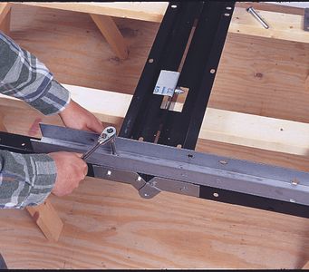 How to Build a Utility Trailer From a Kit : 4 Steps (with Pictures ...