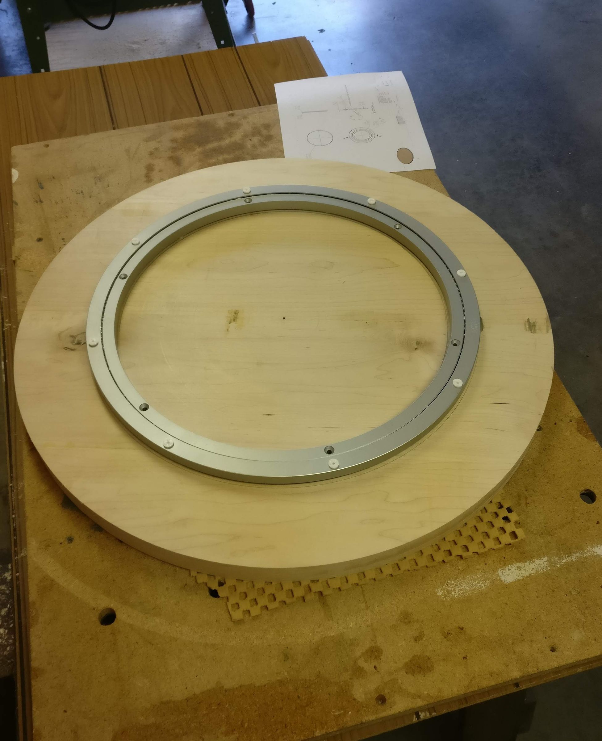 Make a Large Round Dining Table With Turntable : 10 Steps (with ...