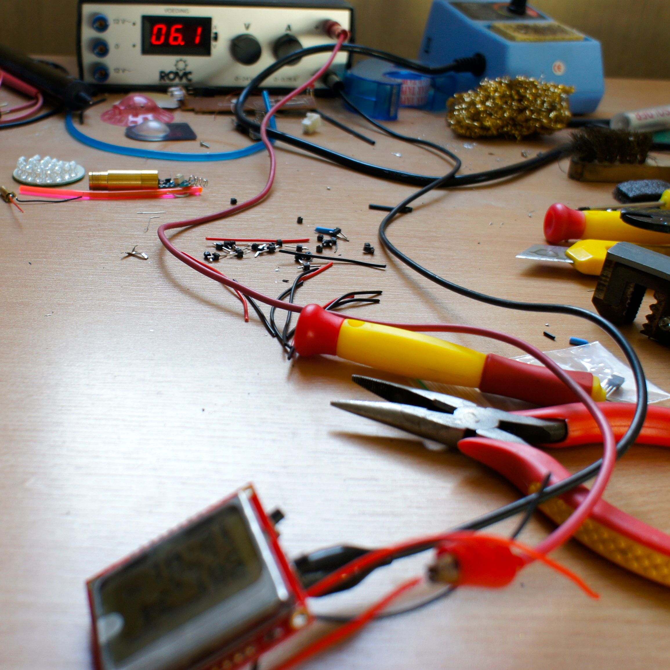 Arduino Watch With Nokia 3110 Screen : 15 Steps (with Pictures ...