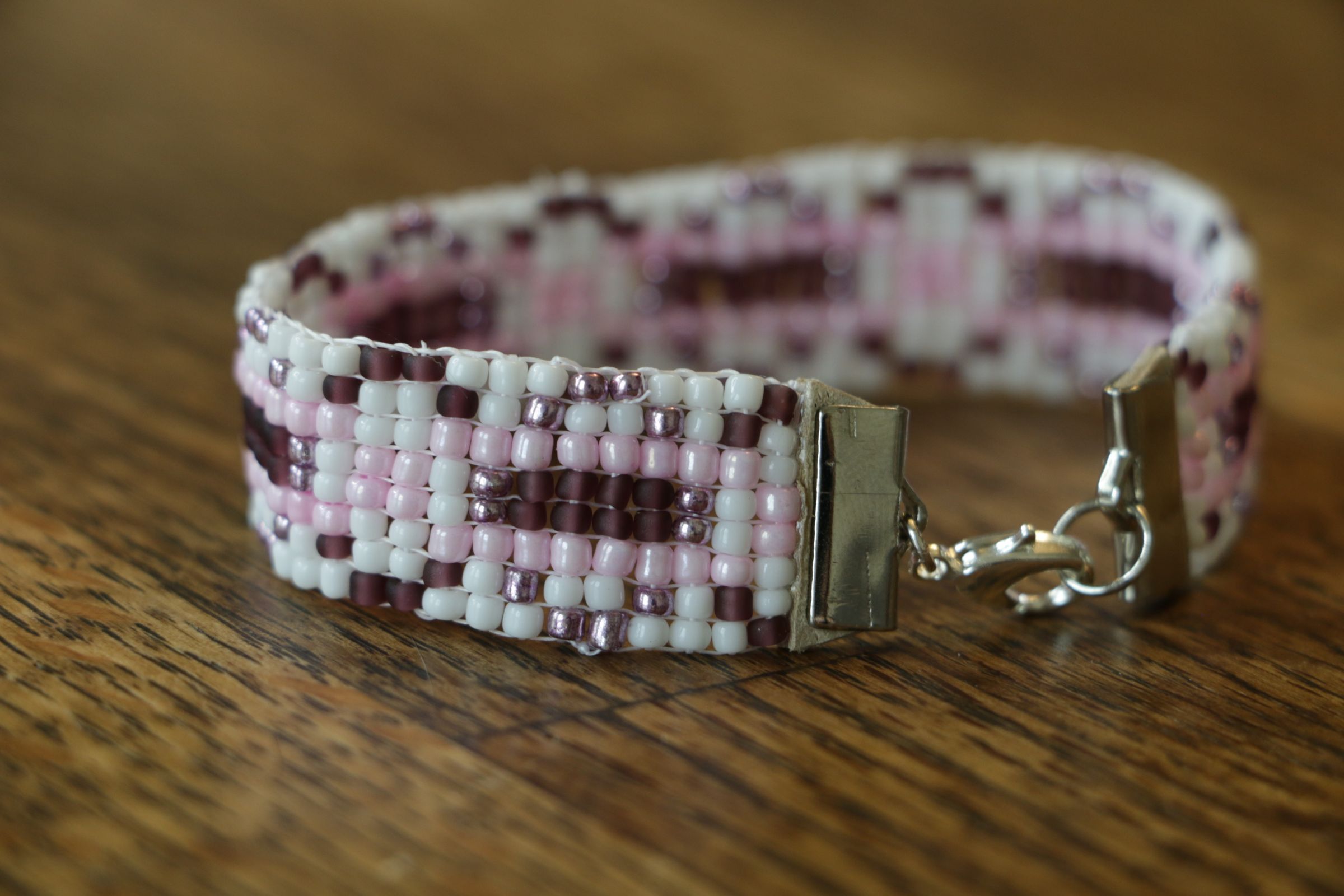 Simple Bead Weaving Loom & Bracelet : 4 Steps (with Pictures ...