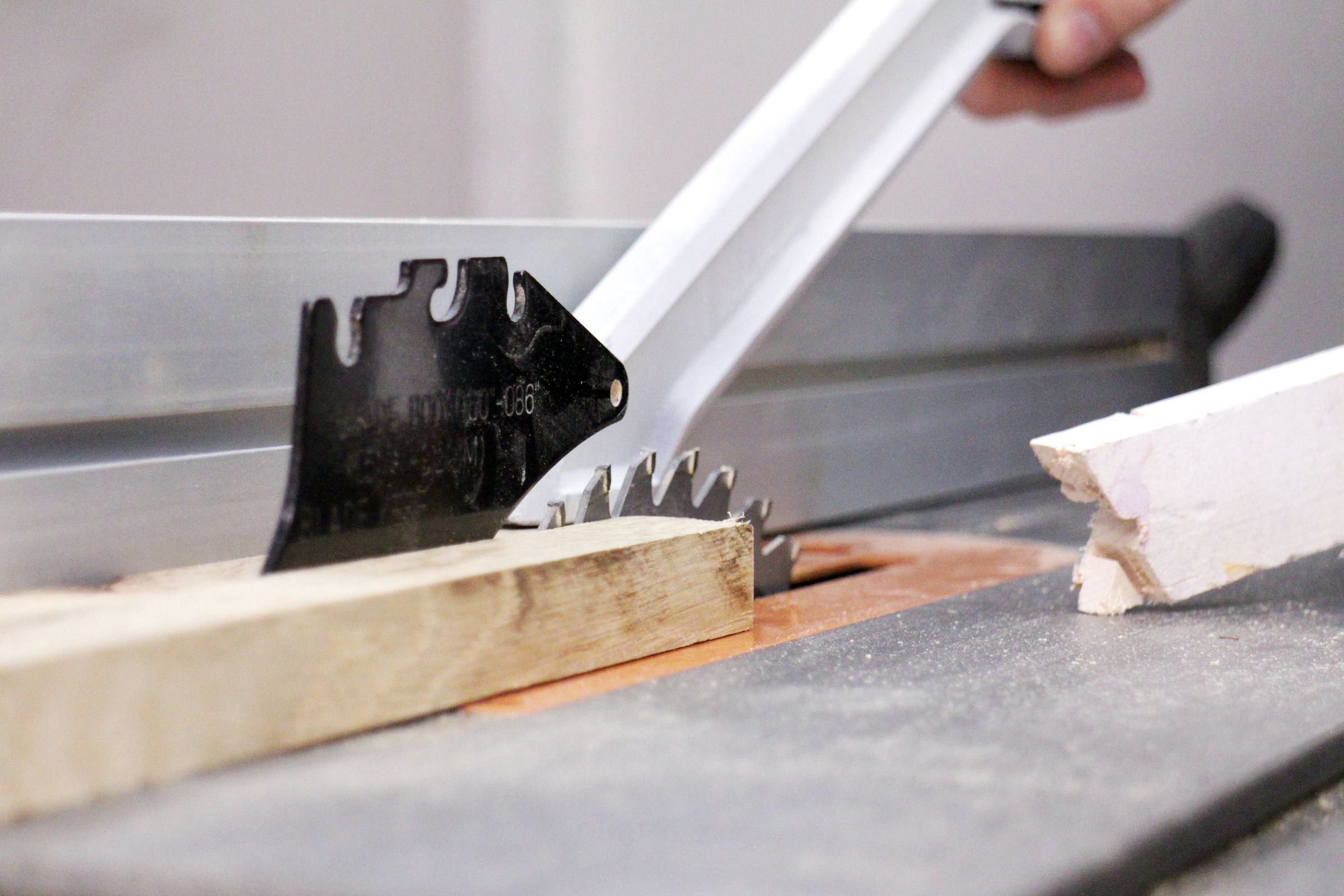 Easy Table Saw Sled : 16 Steps (with Pictures) - Instructables