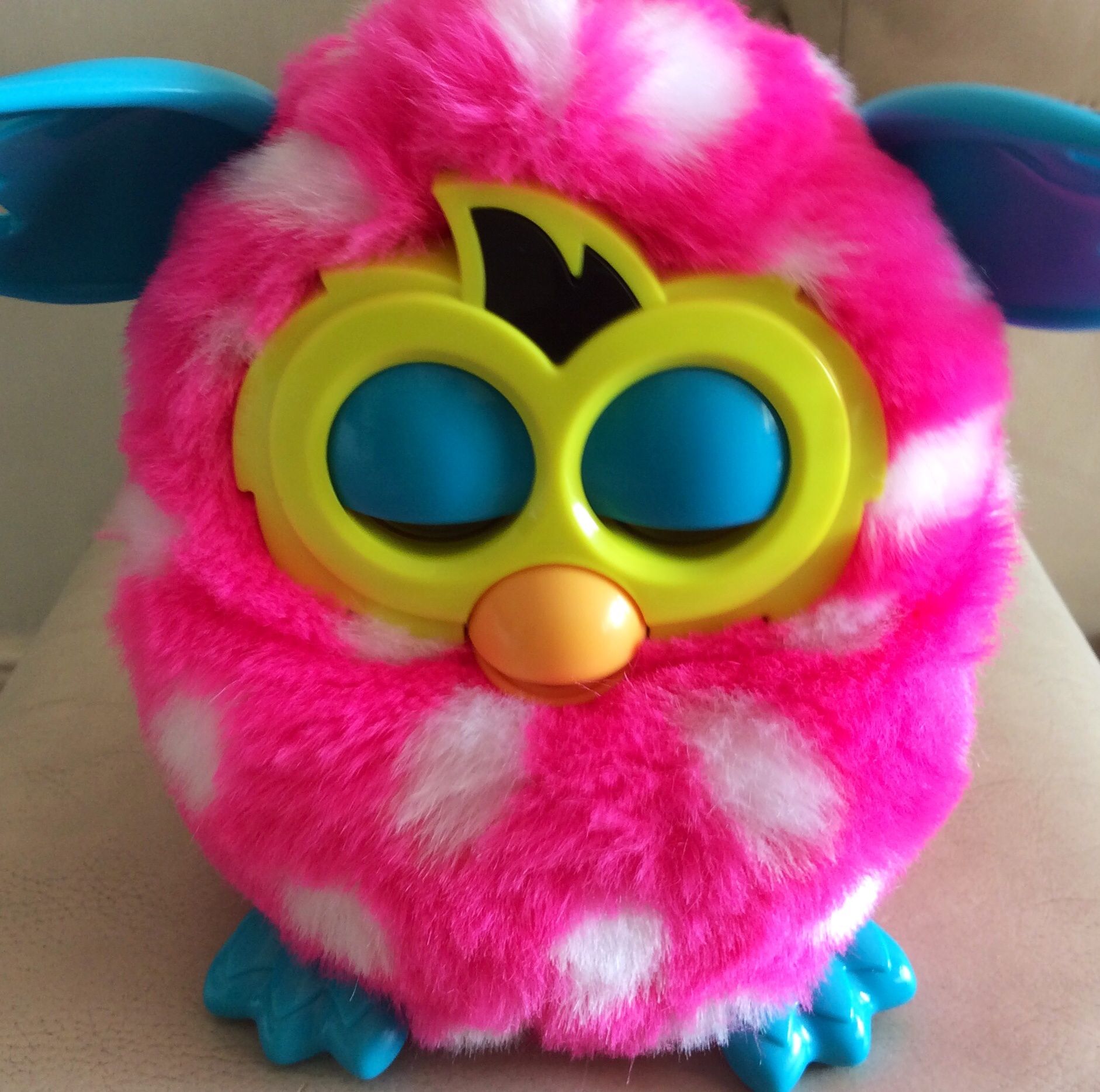 How to Show That You Love Your Furby : 6 Steps - Instructables