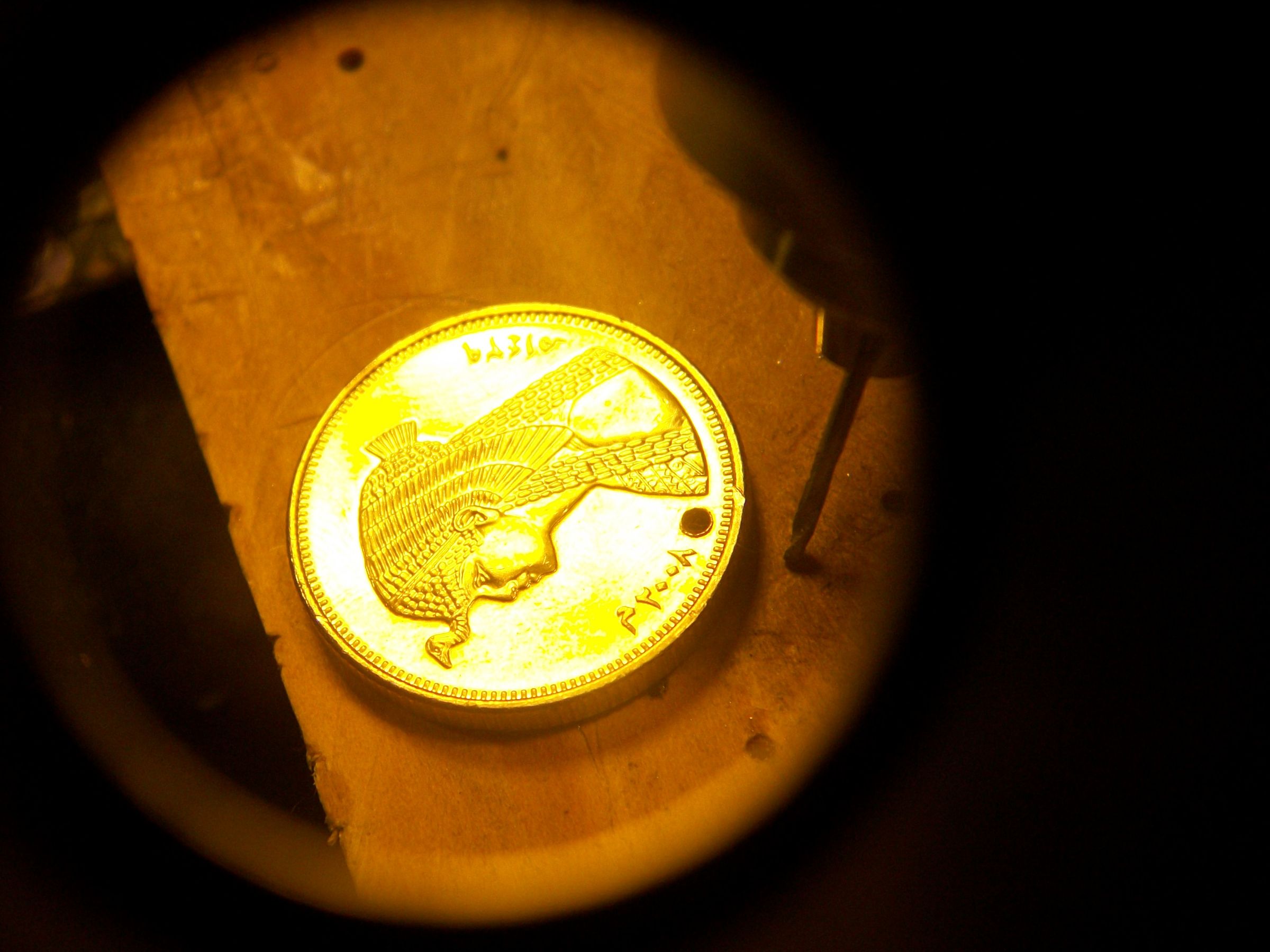 How to Cut Coins to Make Jewelry : 5 Steps (with Pictures) - Instructables