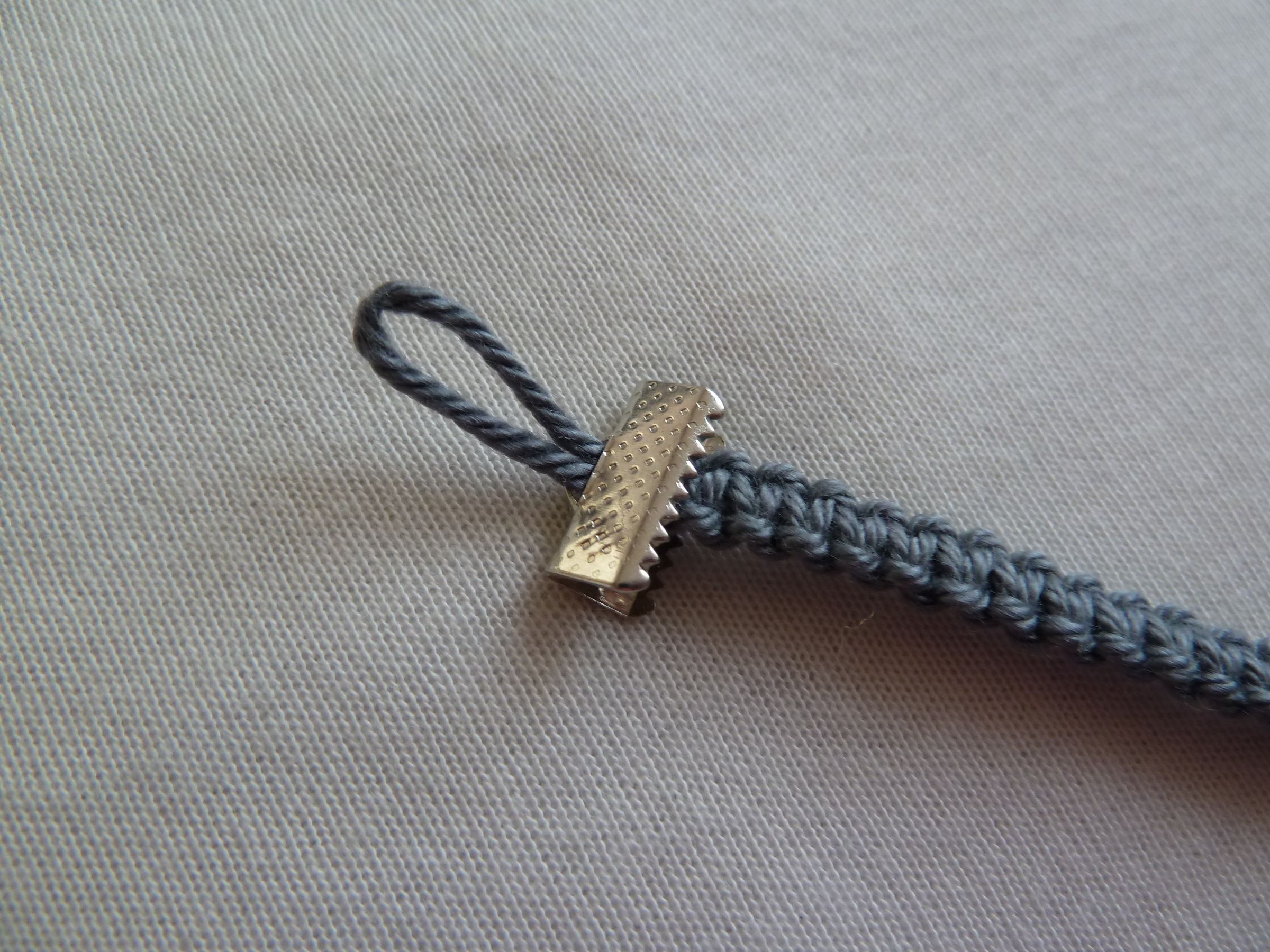 Braided Macrame Bracelet : 14 Steps (with Pictures) - Instructables