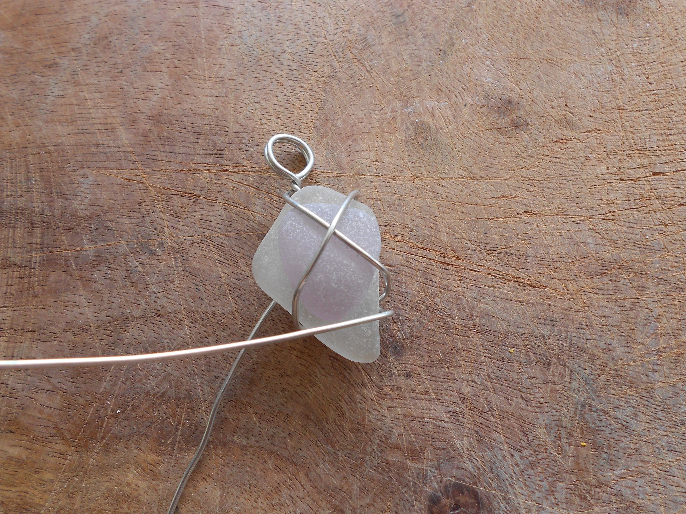 Wire Wrapped Pendants, the Easy Way : 10 Steps (with Pictures ...