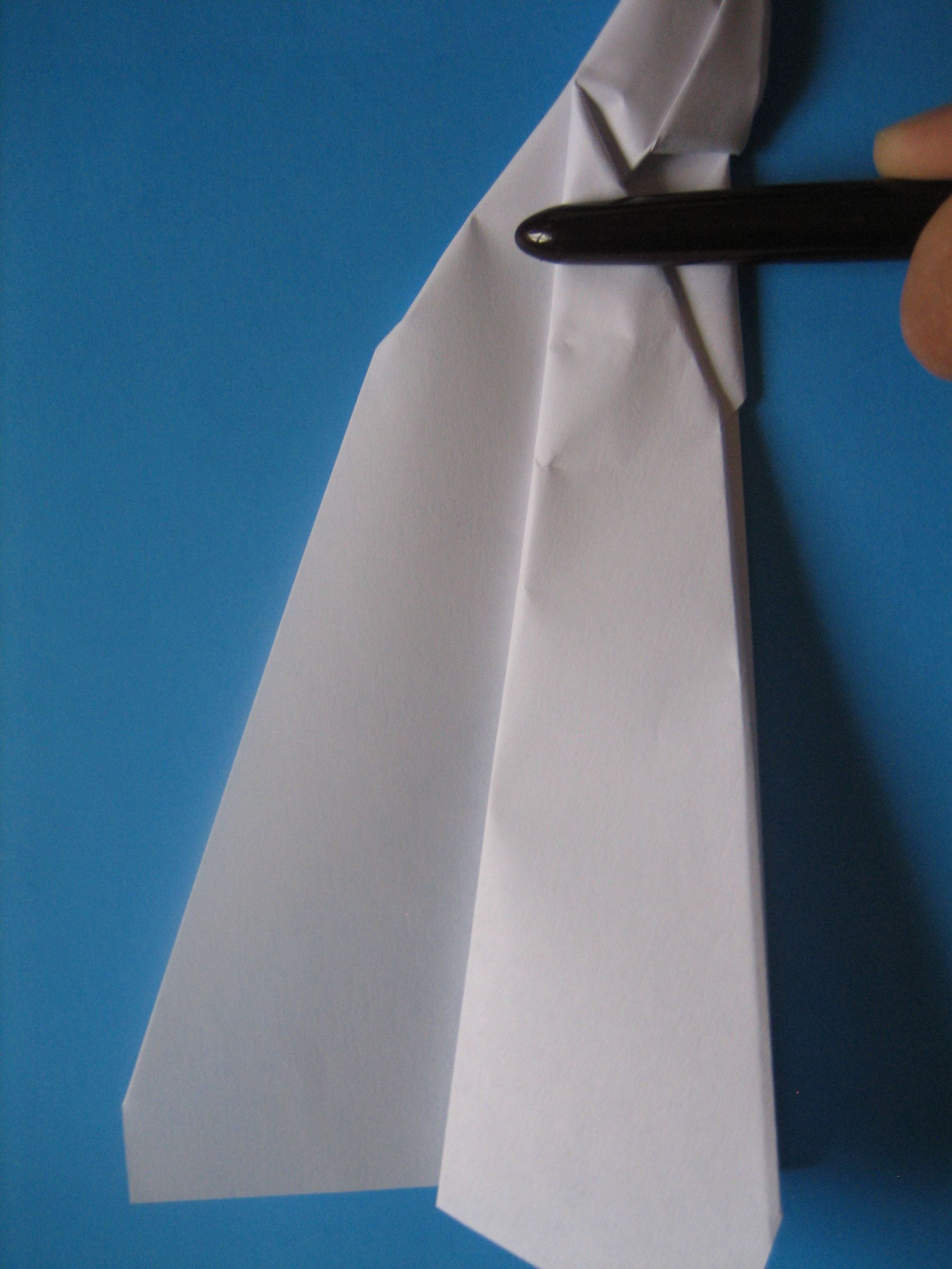 World's Best Paper Airplane (The Eagle Eye) : 9 Steps - Instructables