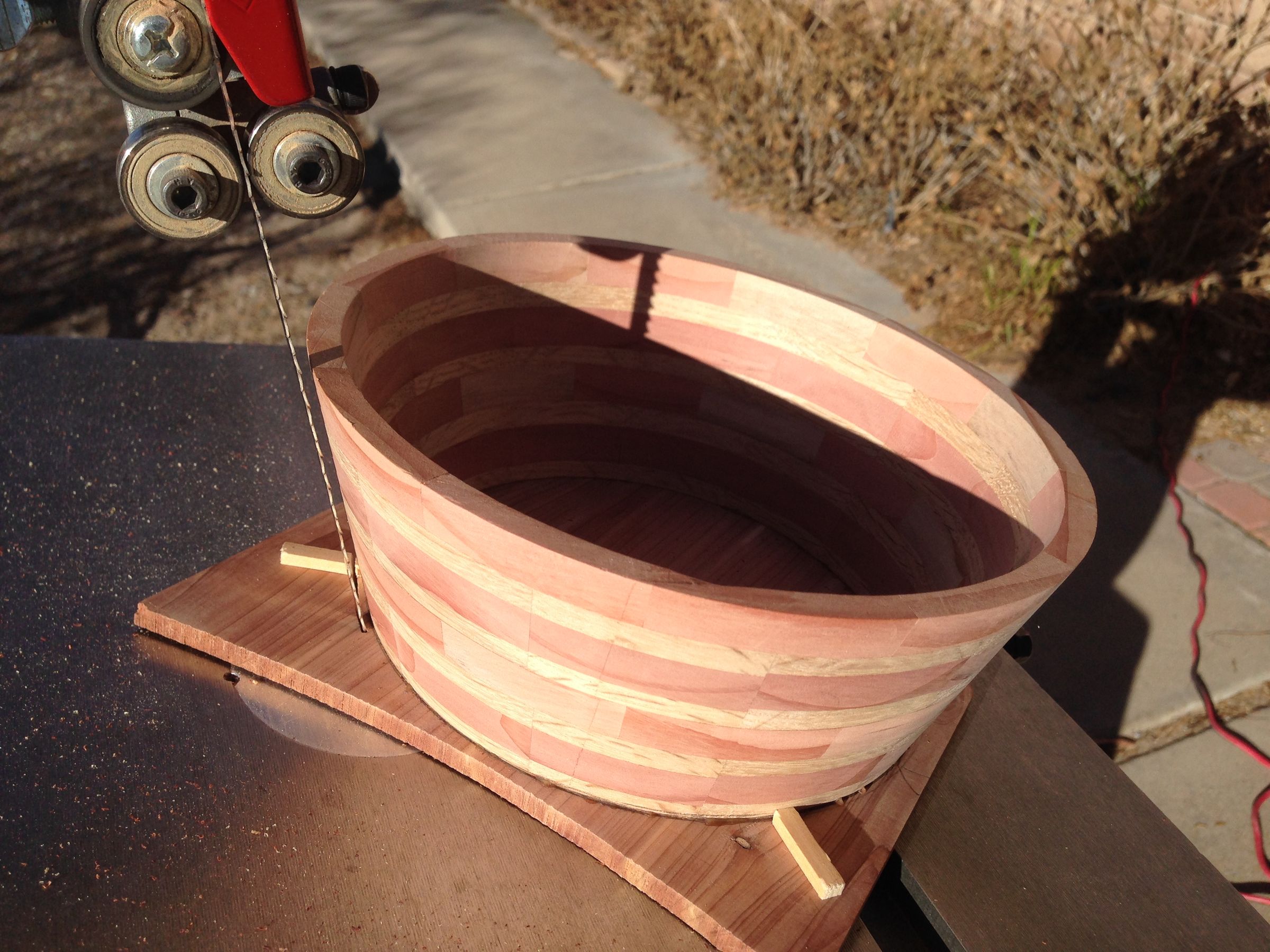 How to Make an Angled Segmented Bowl With Your Bandsaw : 7 Steps (with ...