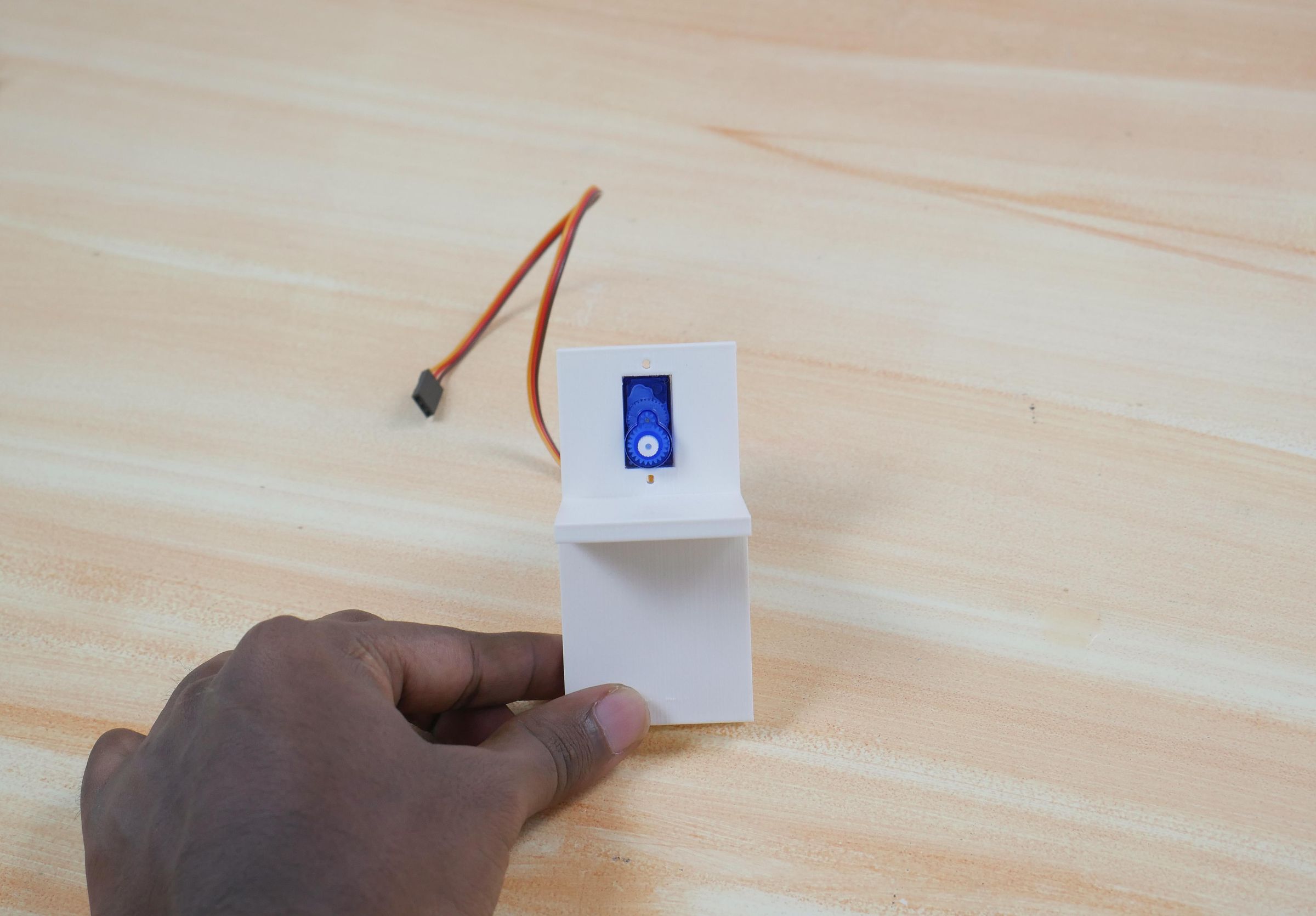 Aquassist : DIY Automatic Fish Feeder With Companion App : 10 Steps ...