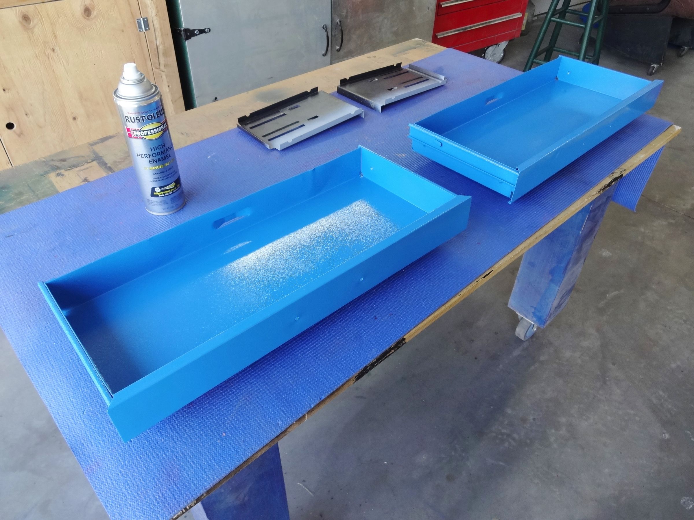 Restore a Rusty Toolbox : 14 Steps (with Pictures) - Instructables