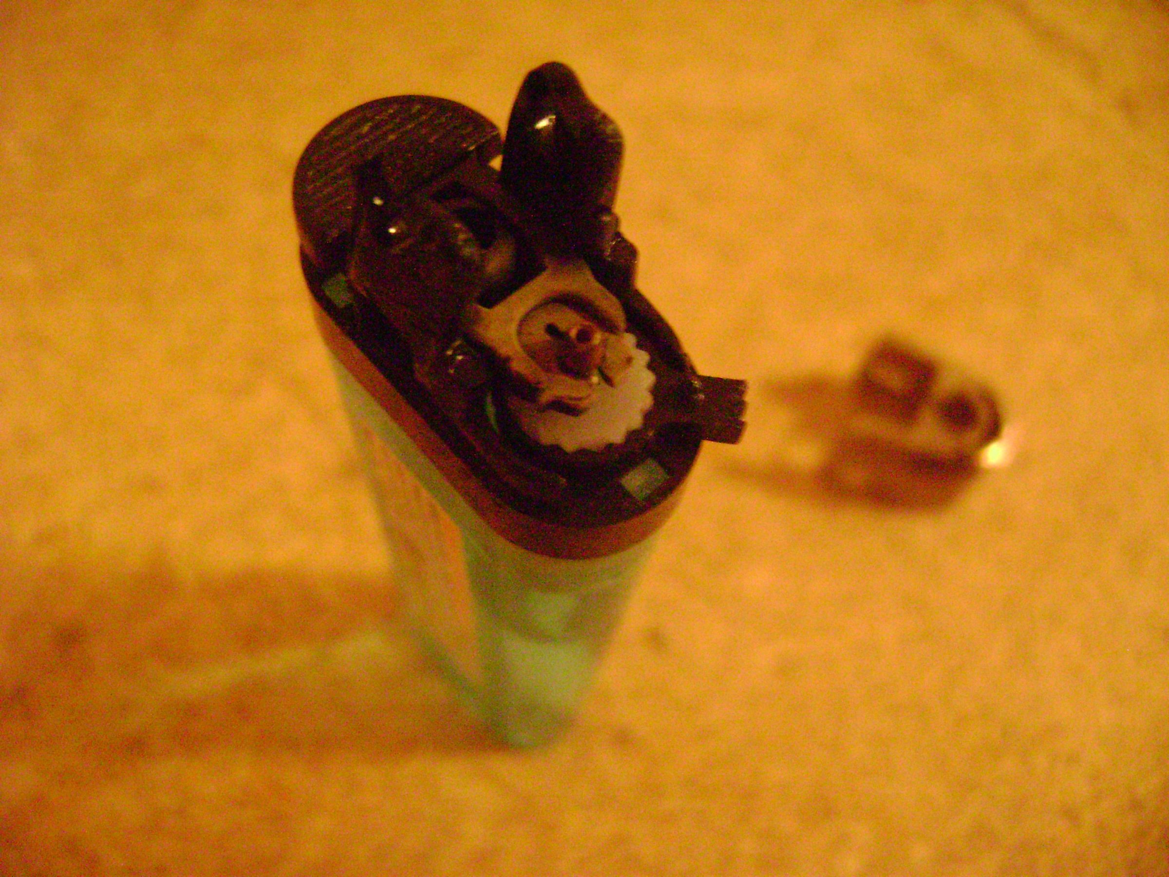 How to Remove a Lighter Valve : 5 Steps - Instructables