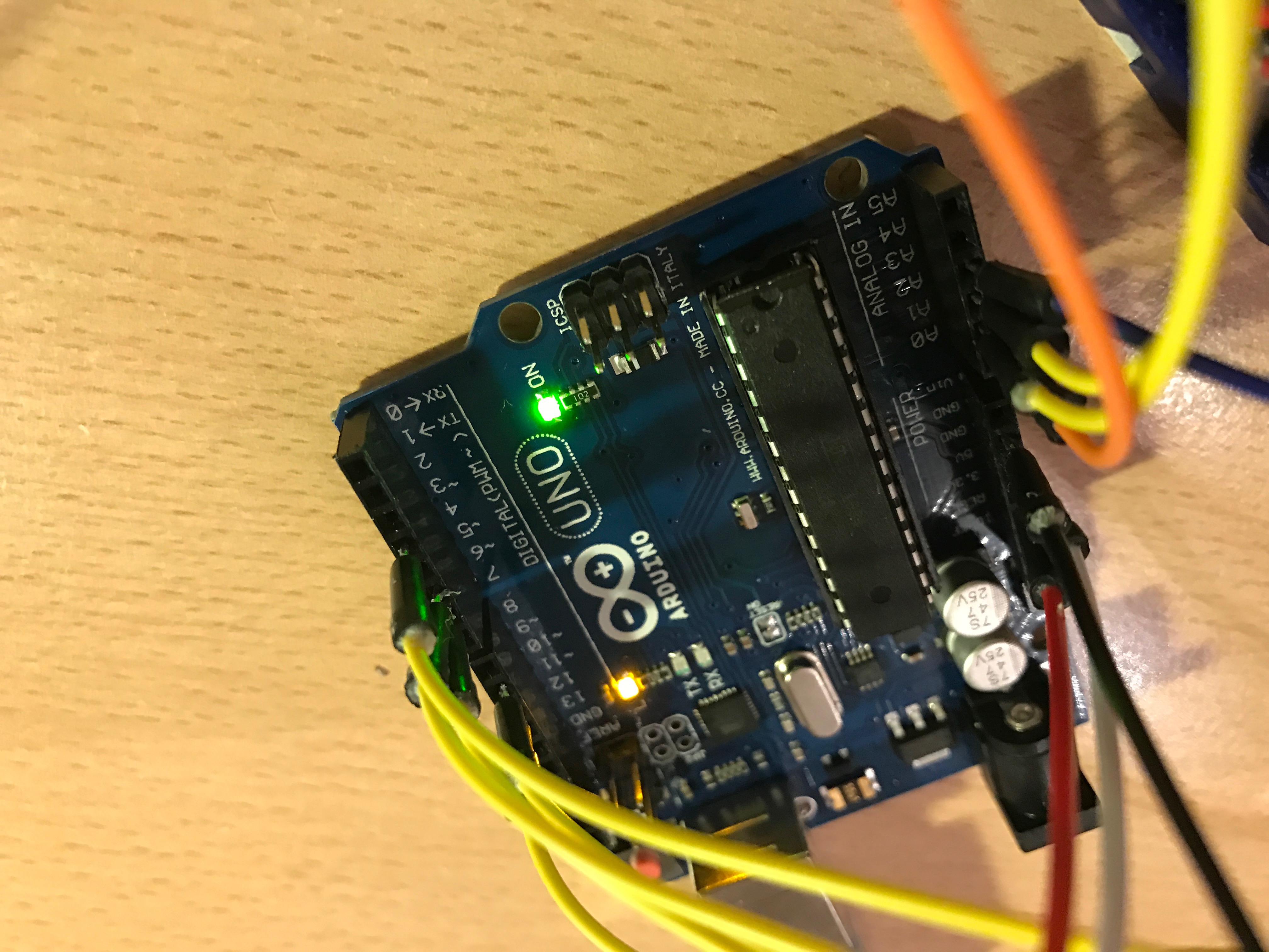 DIY Robotic Hand Controlled by a Glove and Arduino : 8 Steps (with ...