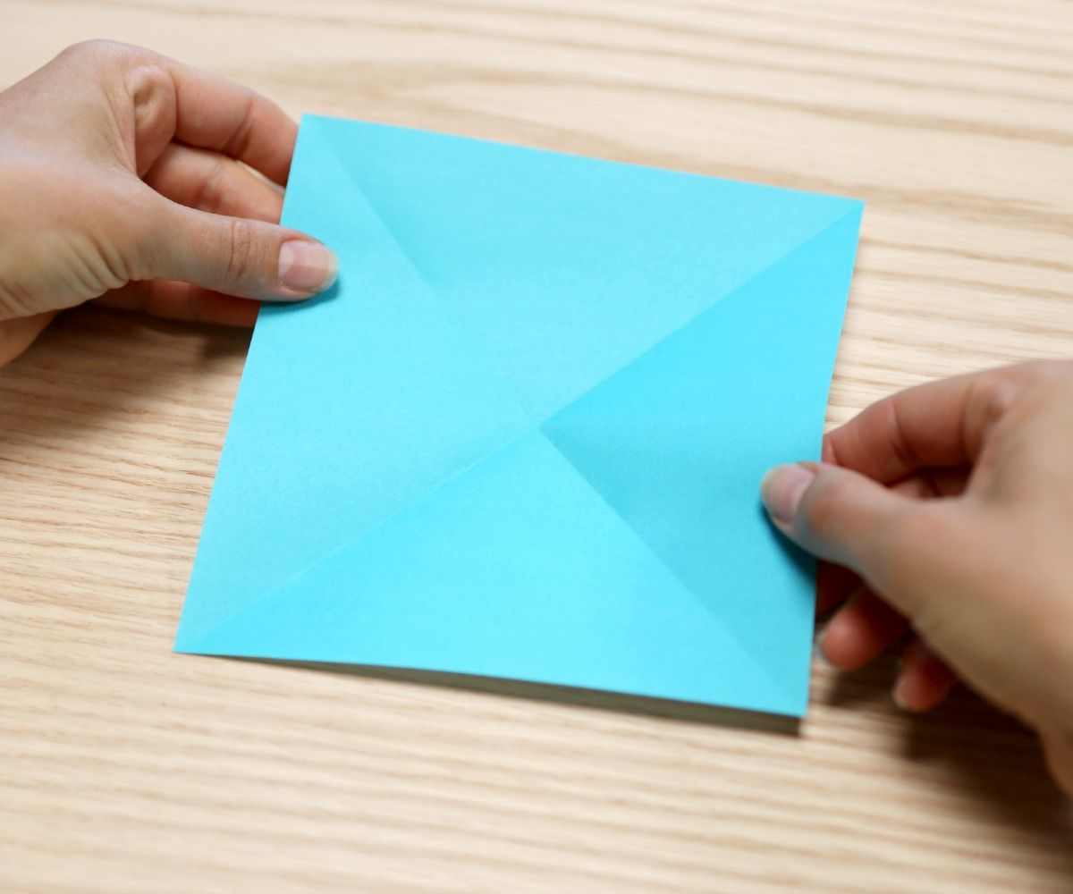 How to Make a Paper Crane : 16 Steps (with Pictures) - Instructables