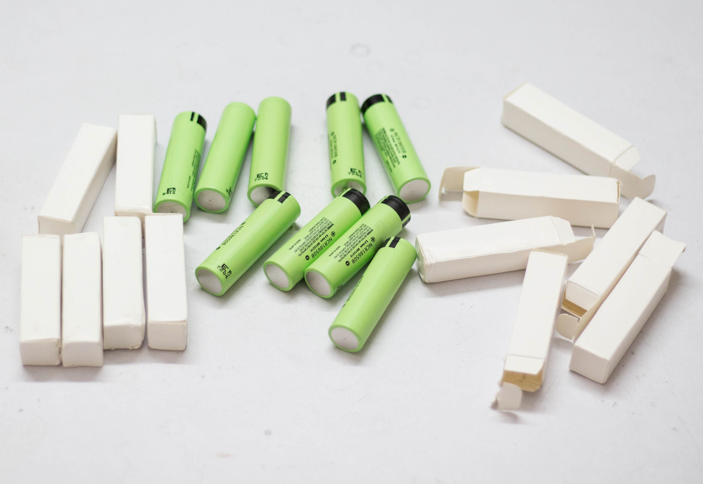 DIY Professional 18650 Battery Pack : 12 Steps (with Pictures ...